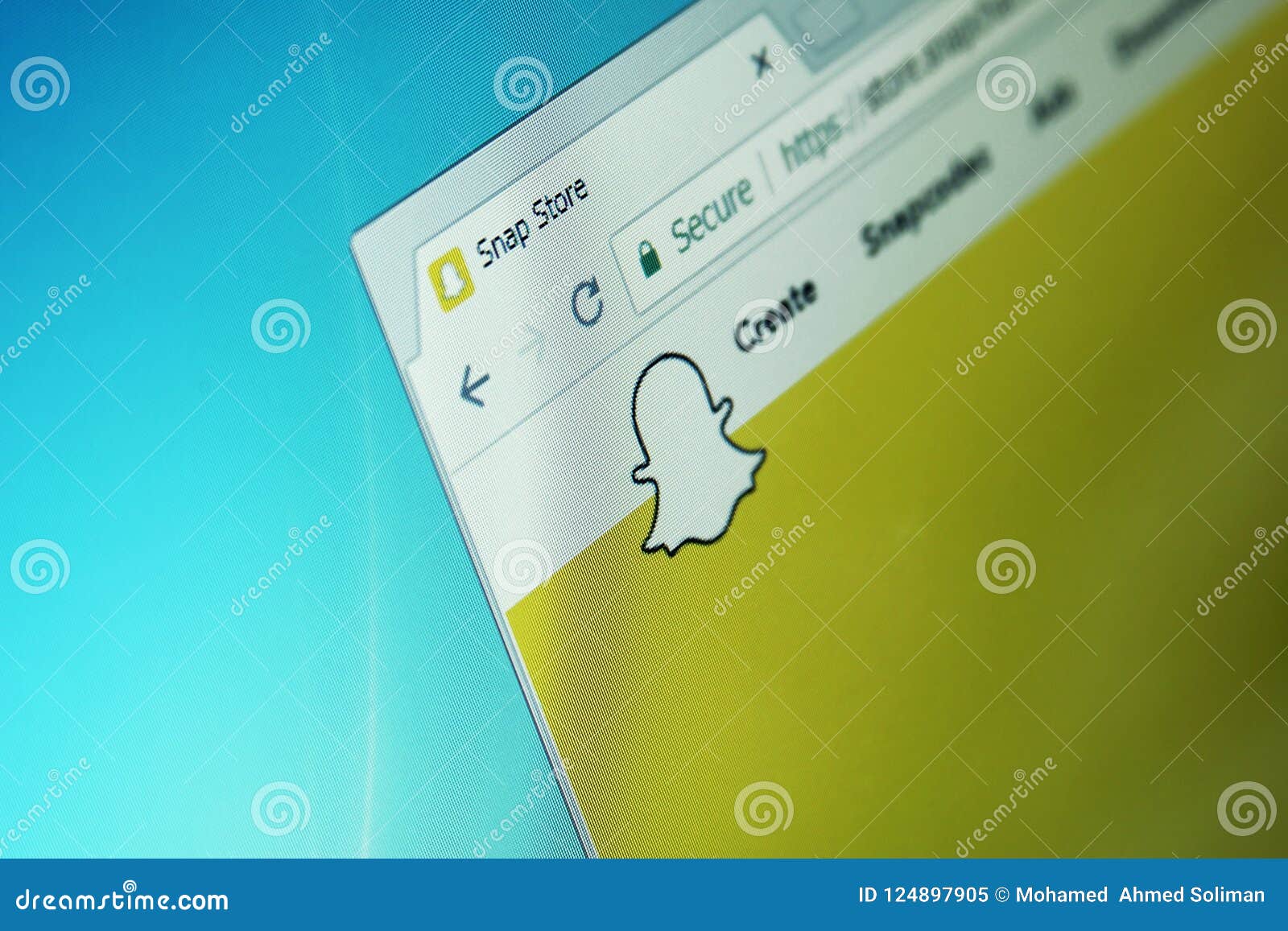 Snapchat website editorial image. Image of application - 124897905