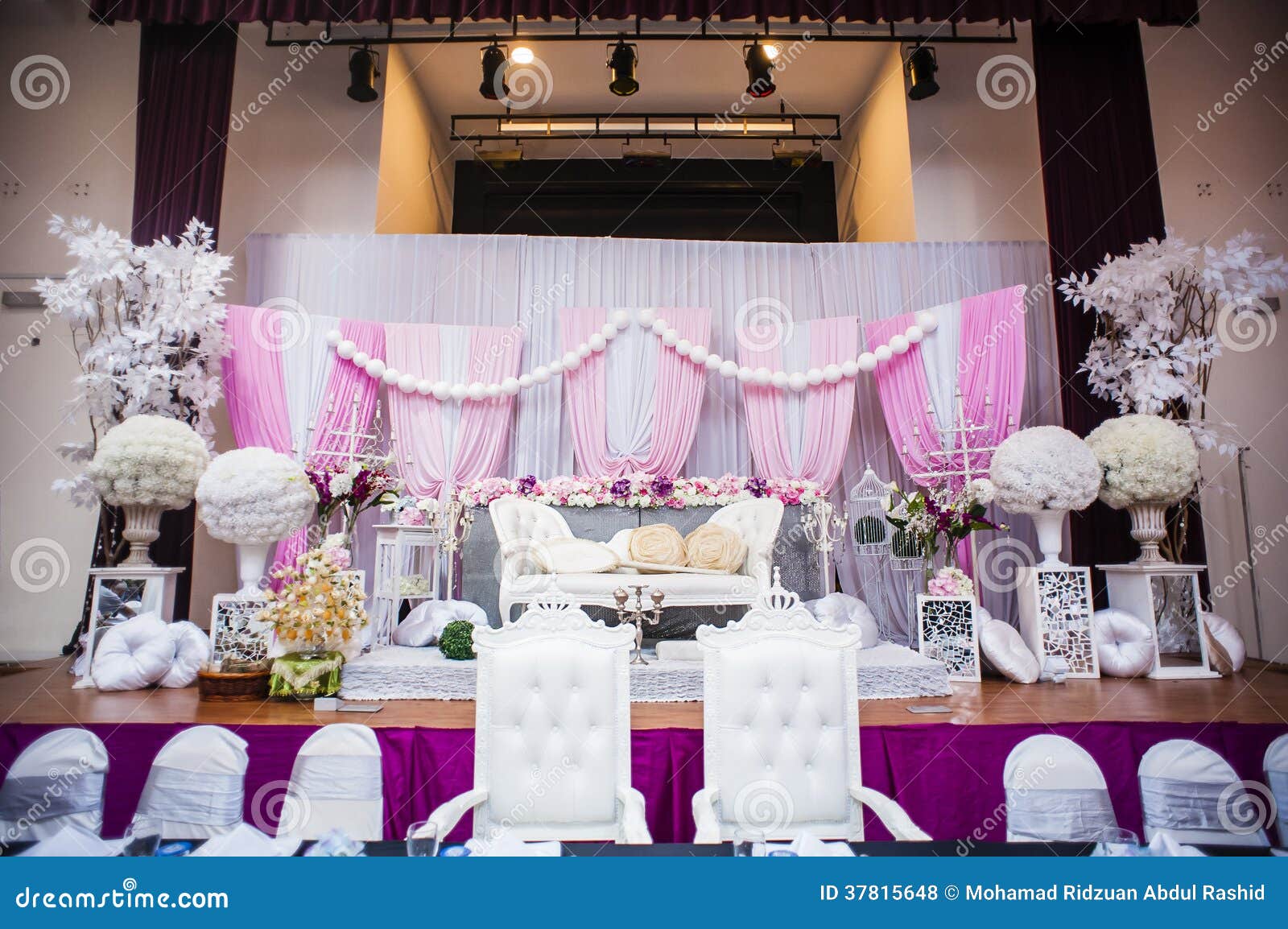 Wedding Altar stock photo. Image of marry, indoor, marriage - 37815648