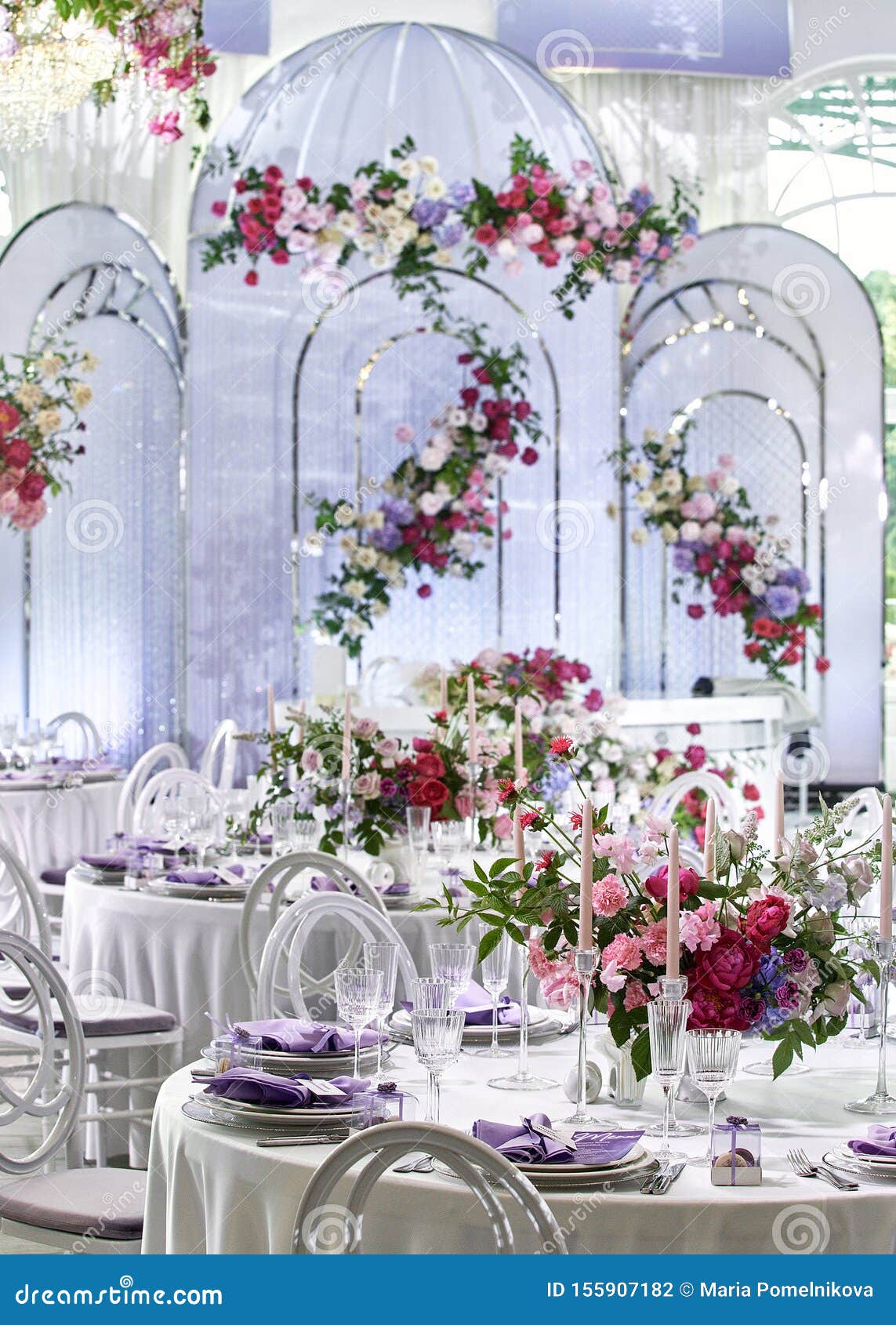 Wedding Appointment Interior and Wedding Table Setting. Wedding Decor ...