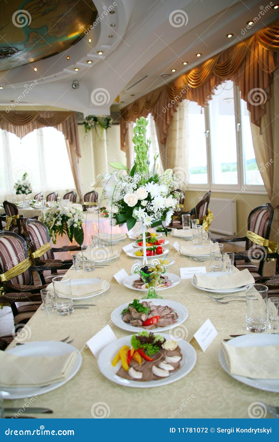 Wedding banquet stock photo. Image of plate, banquets - 11781072