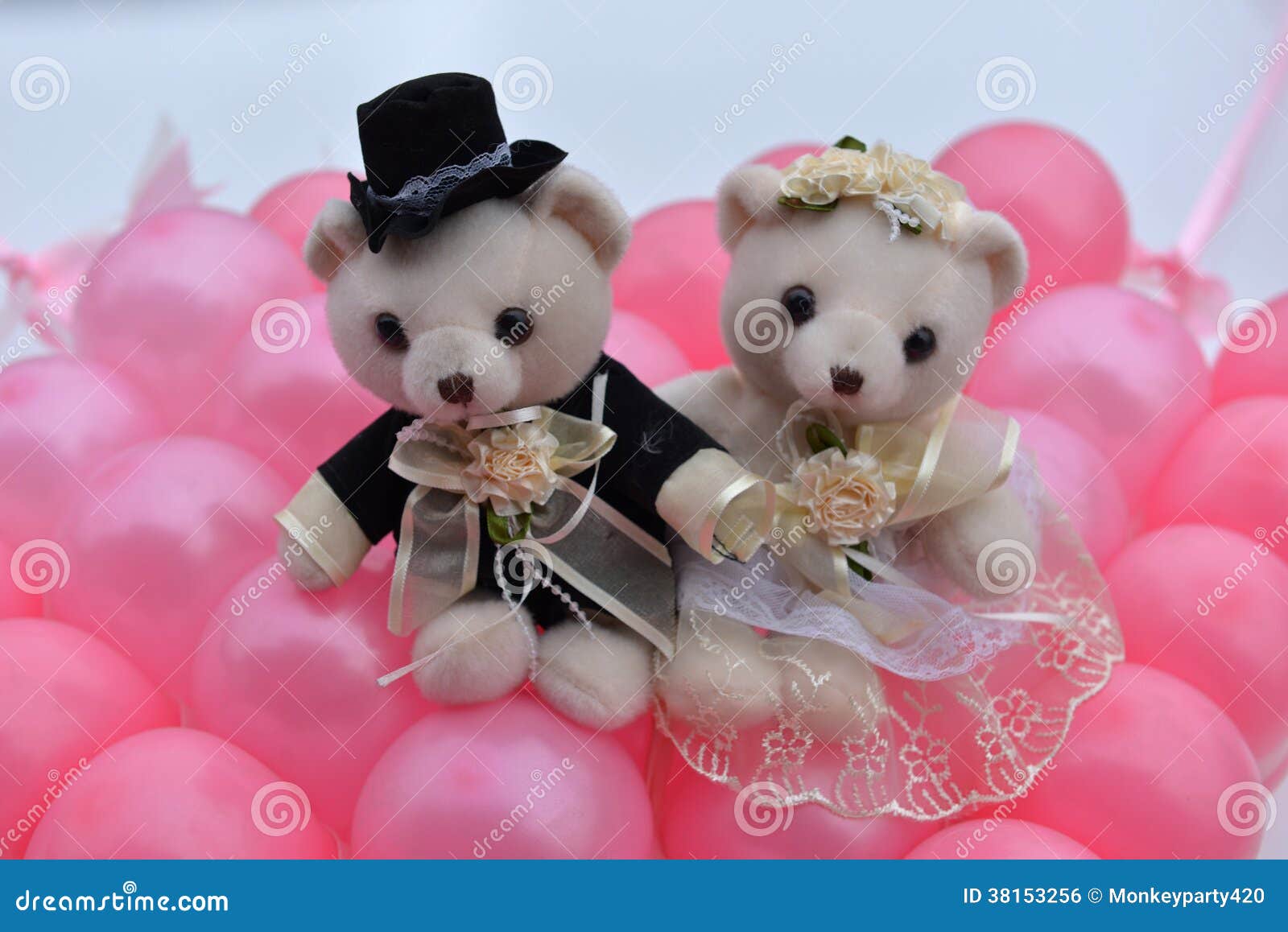 Wedding bears stock photo. Image of shape, bears, ceremony - 38153256