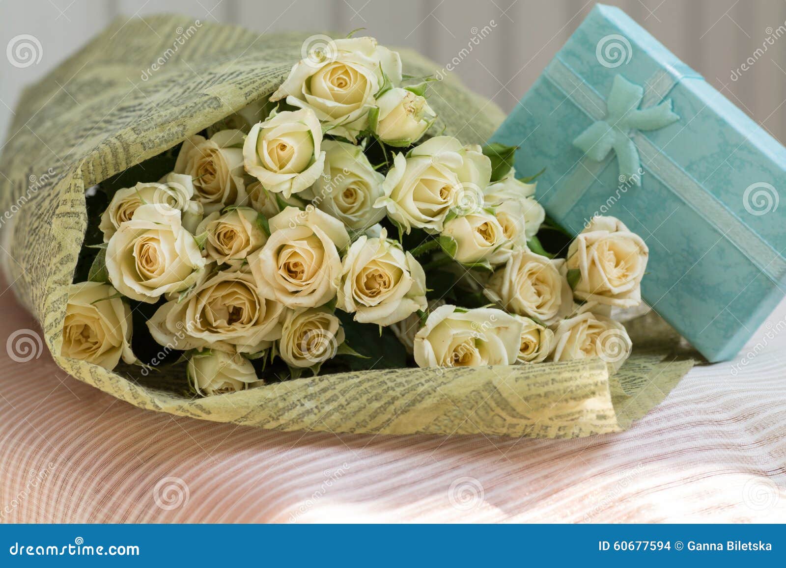 Wedding Bouquet of Beige Roses Stock Photo - Image of present, color ...