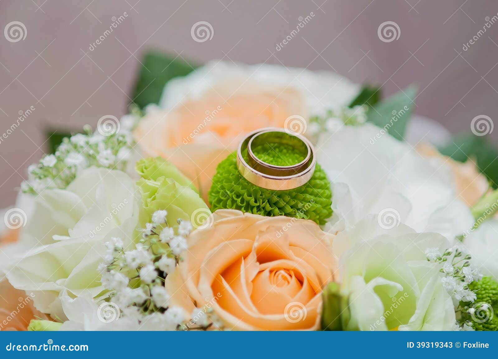 Wedding Bouquet of Roses and Rings Stock Image - Image of beauty ...