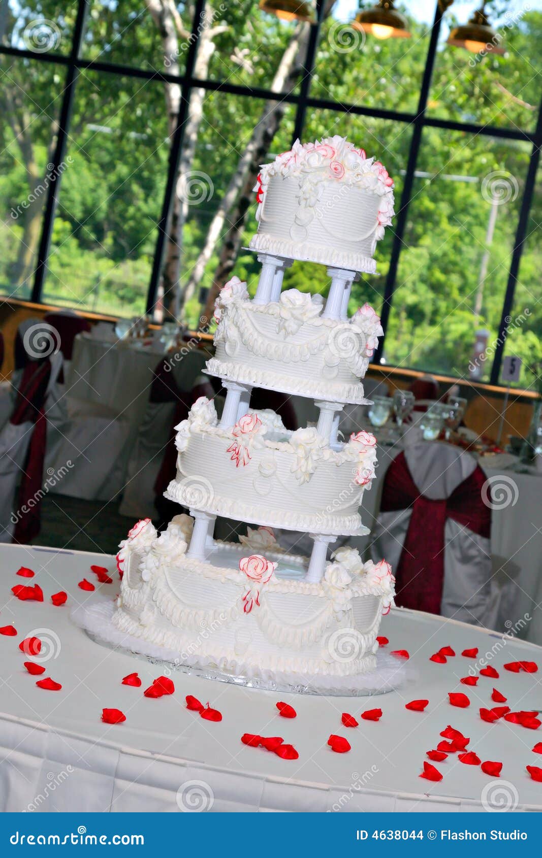 Wedding Cake on Banquet Room Stock Photo - Image of romantic, table ...