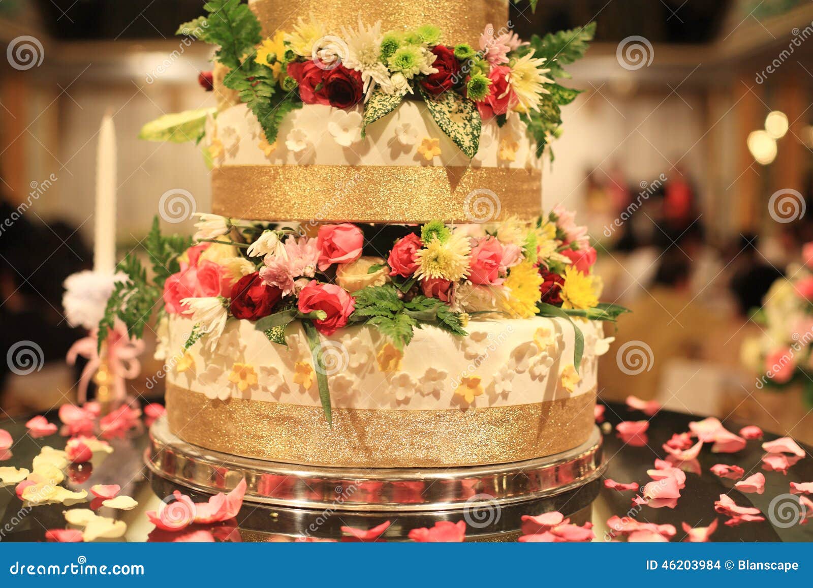 Wedding Cake with Beautiful Decorated Flowers Stock Photo - Image of ...
