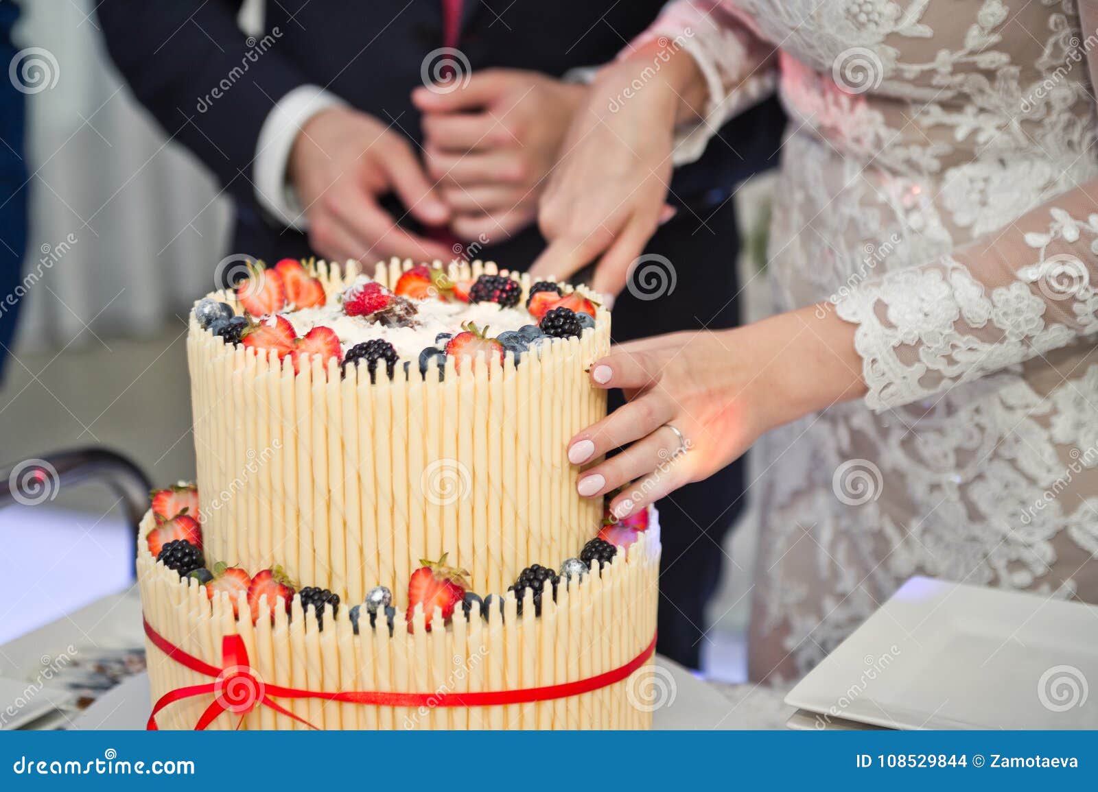 Wedding Cake is Divided into Shares Stock Photo - Image of cake ...