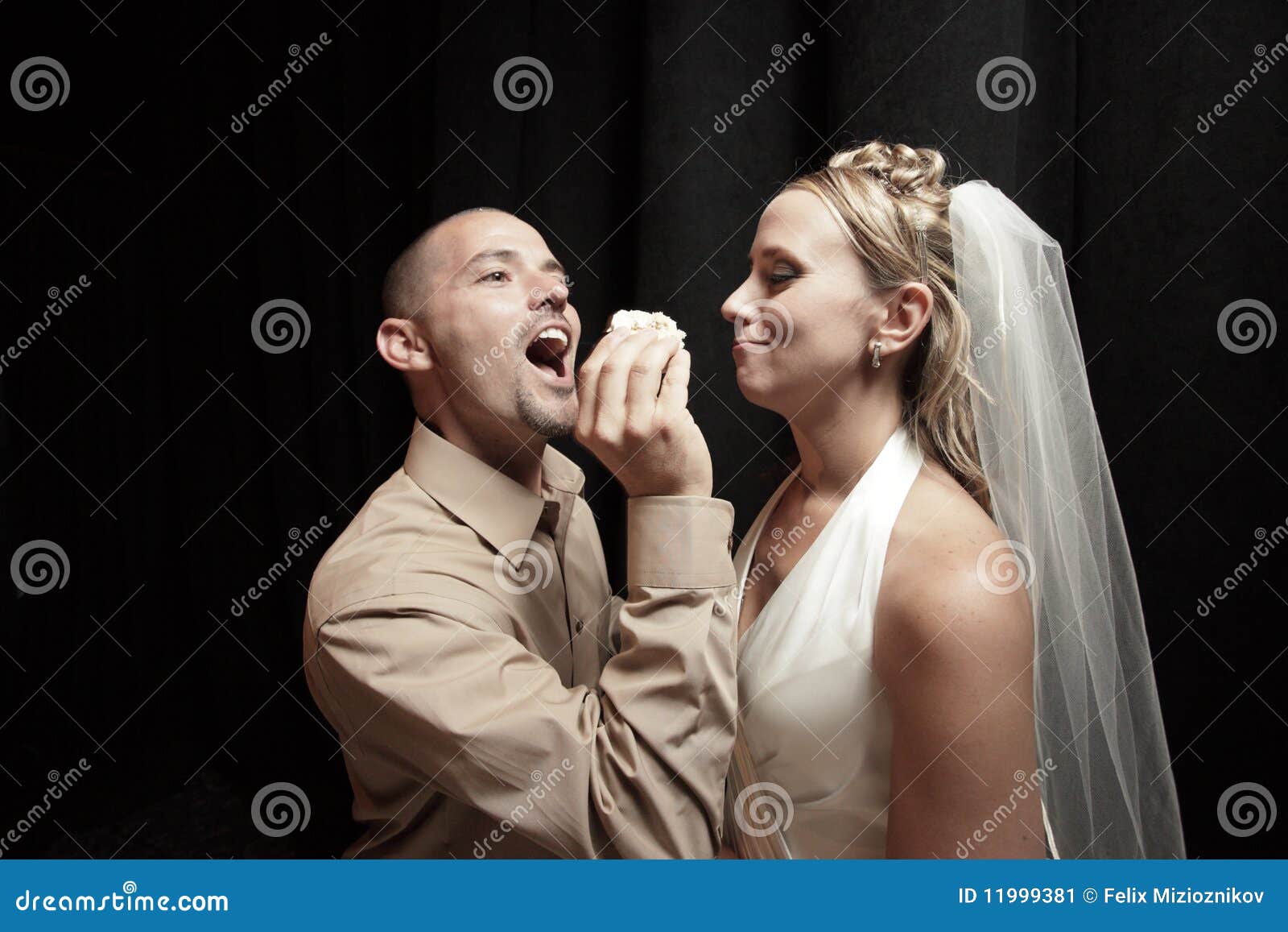 Wedding cake feeding stock image. Image of food, messy - 11999381