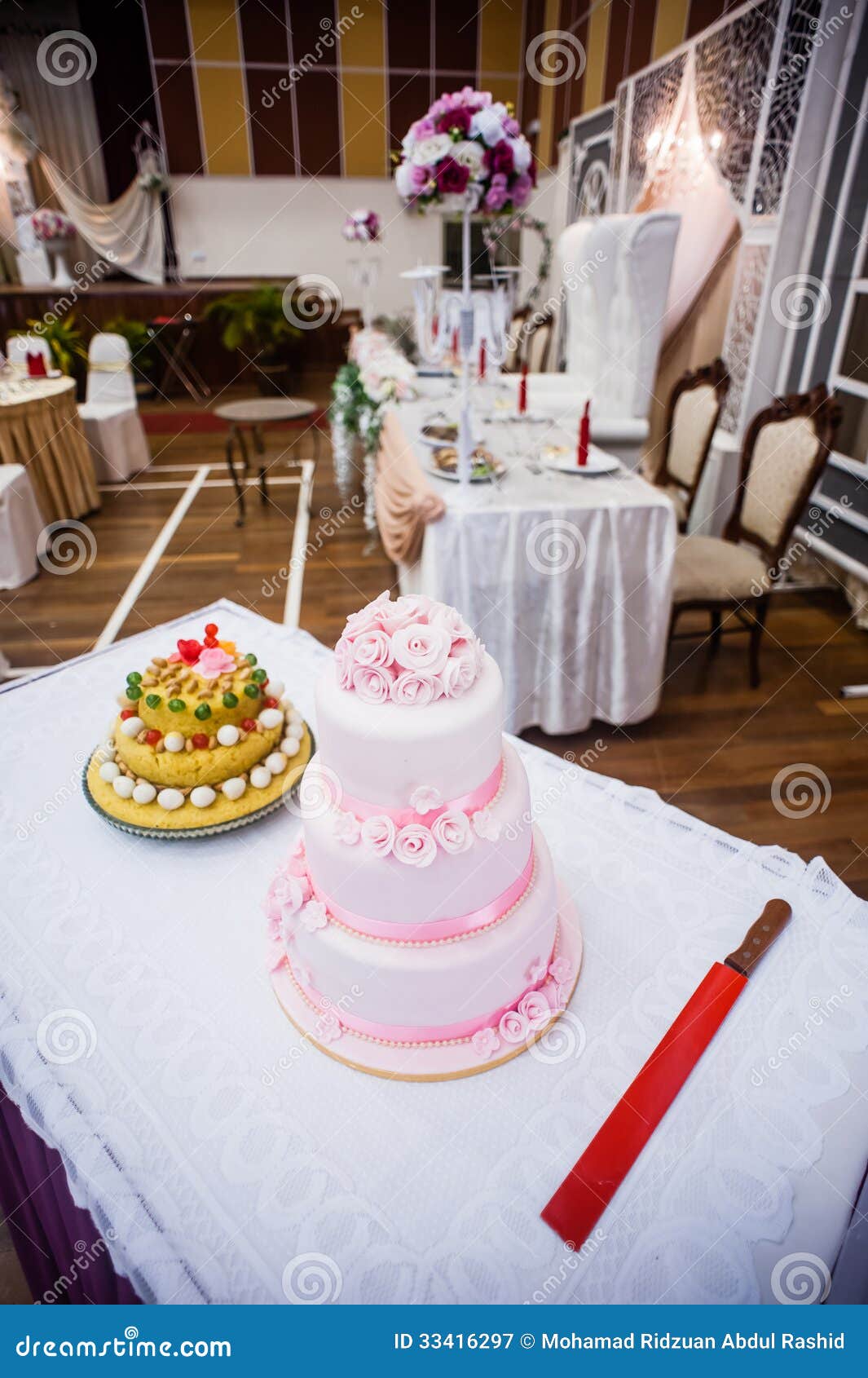 Wedding Cake stock image. Image of yellow, cake, event - 33416297