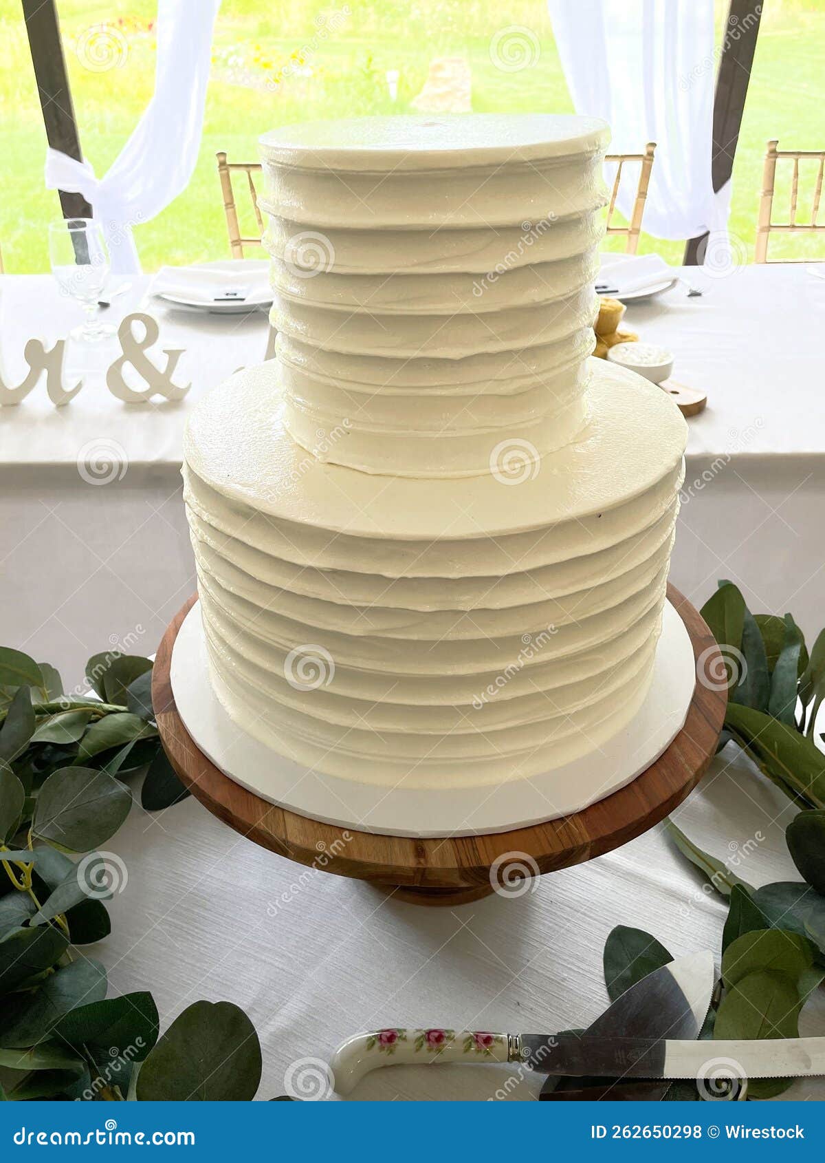 Wedding Cake with White Icing Stock Photo - Image of sugar, fruity ...