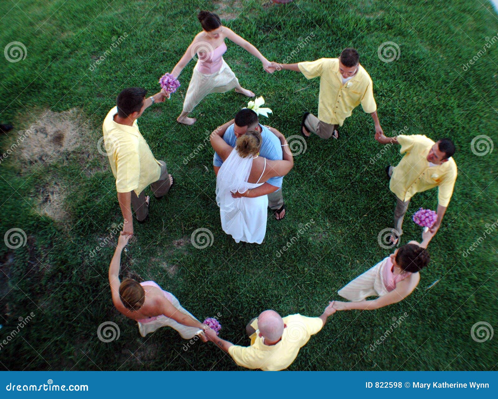 Wedding circle stock photo. Image of matrimony, bliss, green - 822598