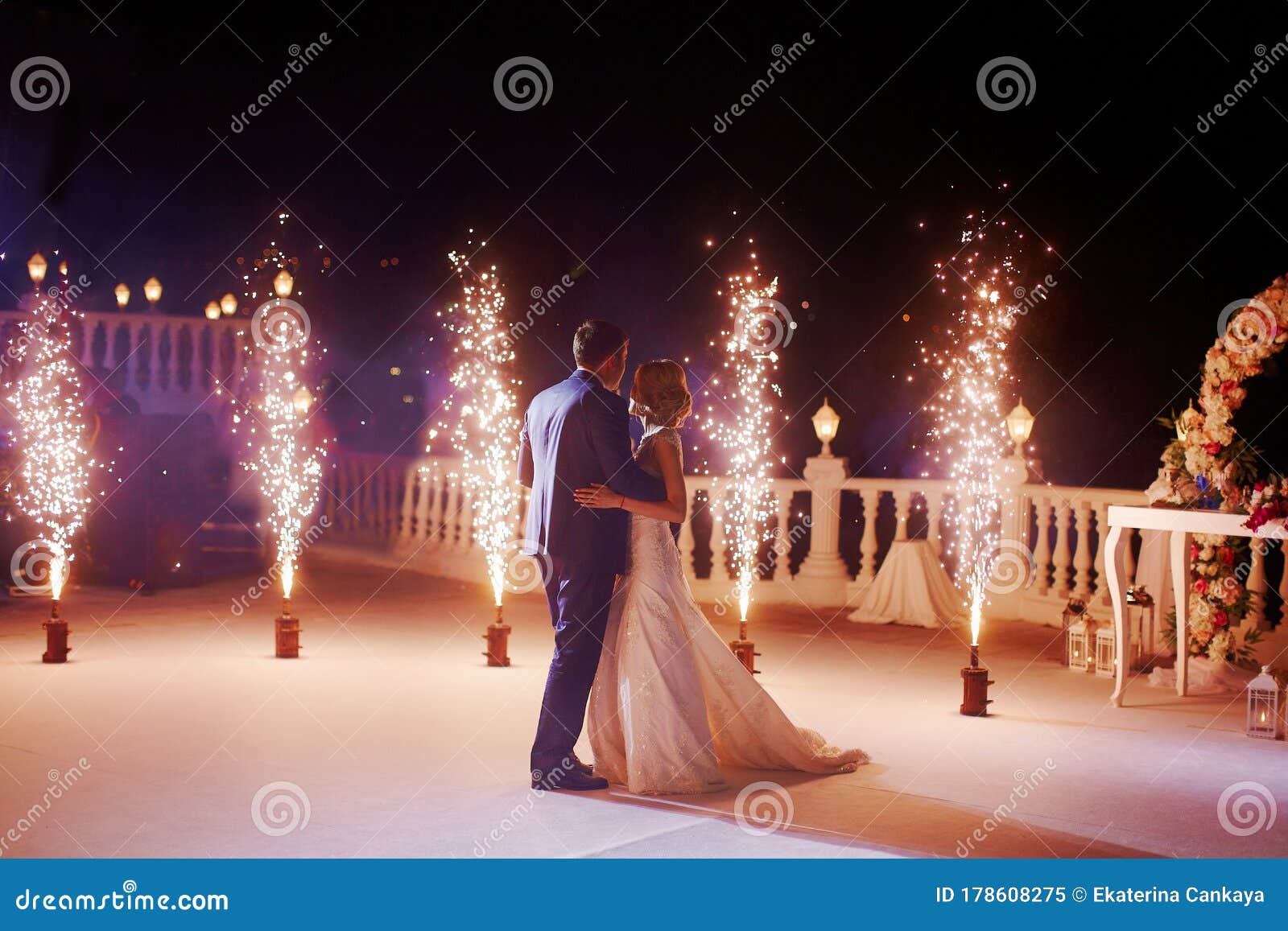 Wedding Couple First Dance