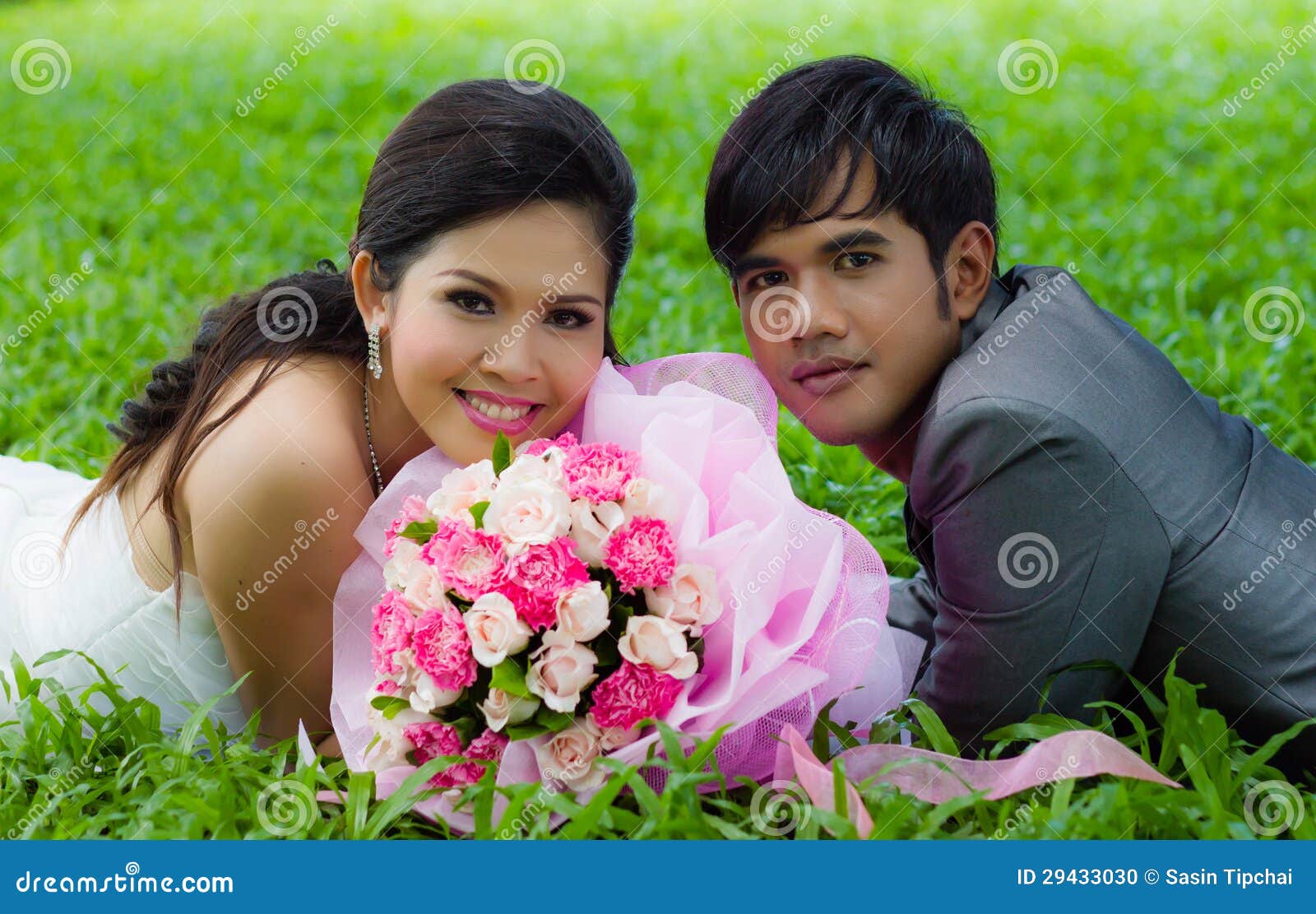 Wedding couple with flower stock photo. Image of smiling - 29433030