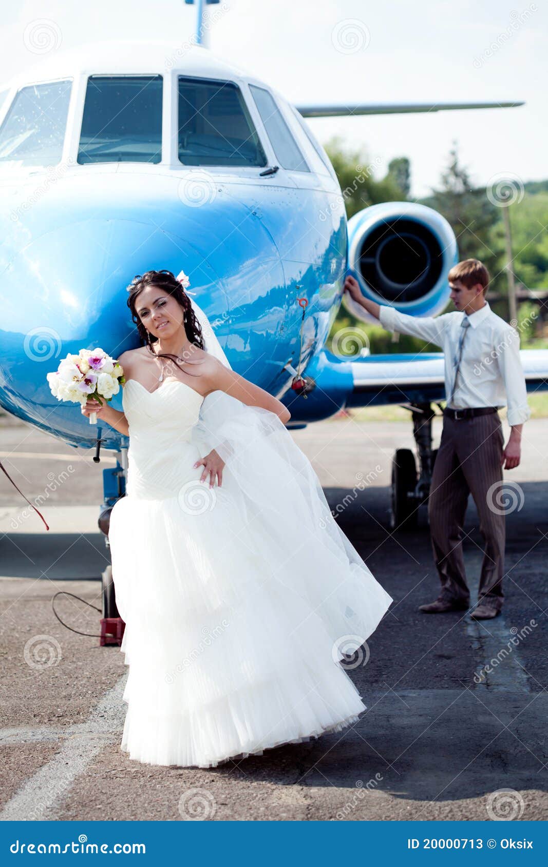 Wedding Couple Fly on Honeymoon Stock Image - Image of honeymoon, bride ...