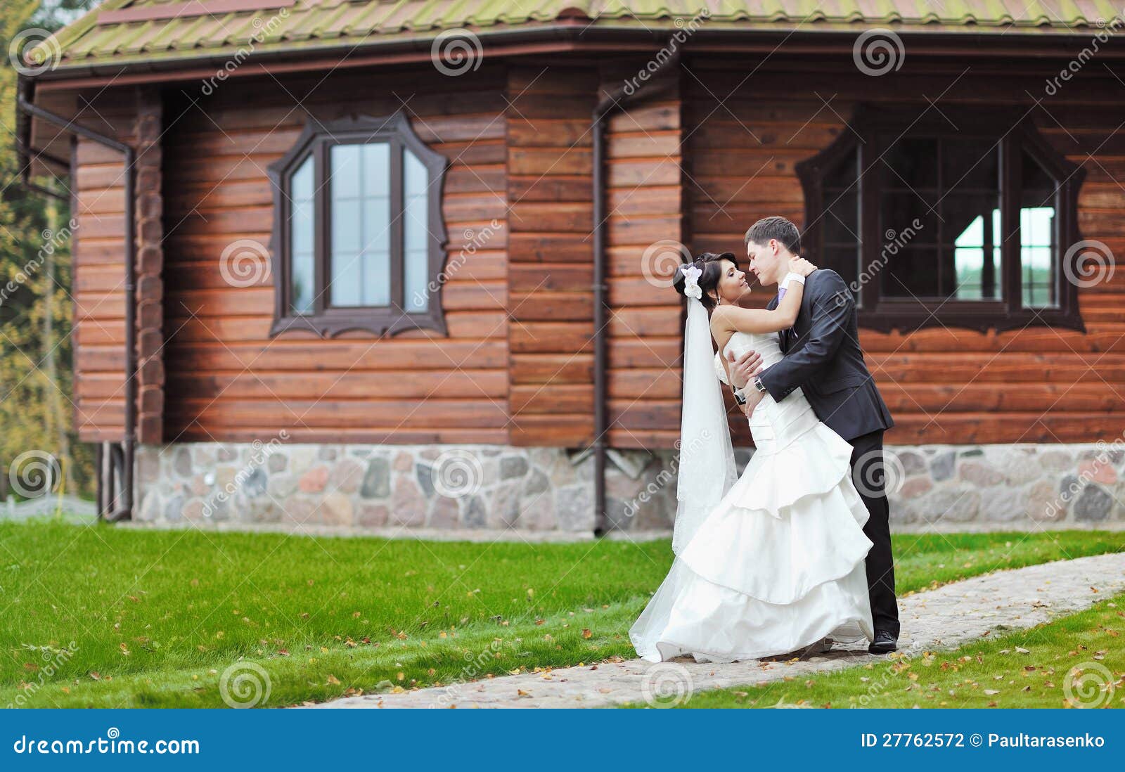 Wedding Couple in Front of Big House in a Park Stock Photo - Image of ...