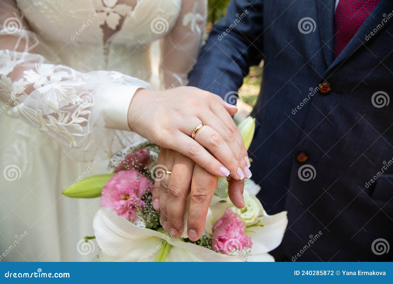 Wedding Couple Hands with Wedding Rings Stock Photo - Image of female ...