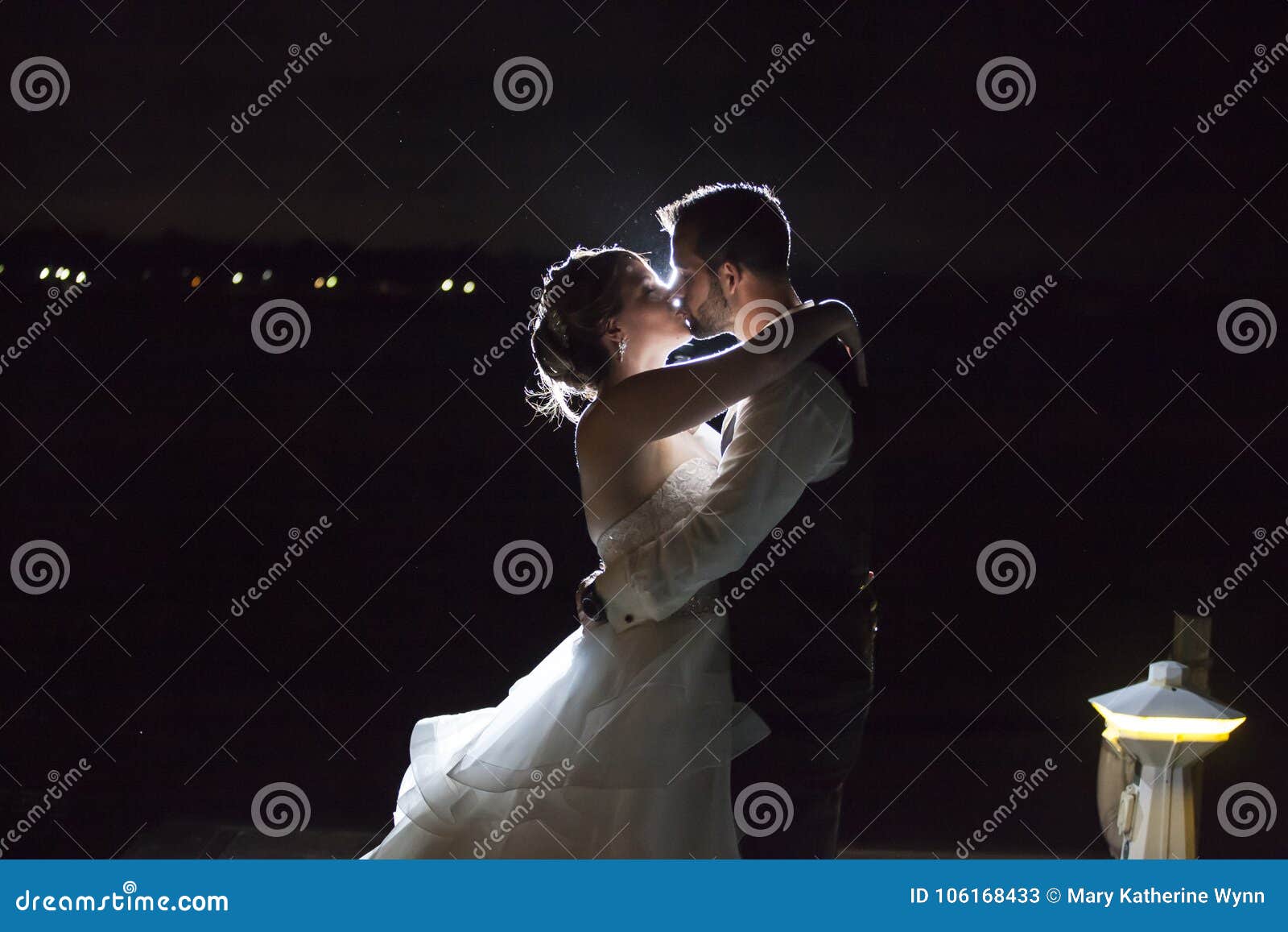 Backlit Night Wedding Couple Kissing Stock Image - Image of newlywed ...