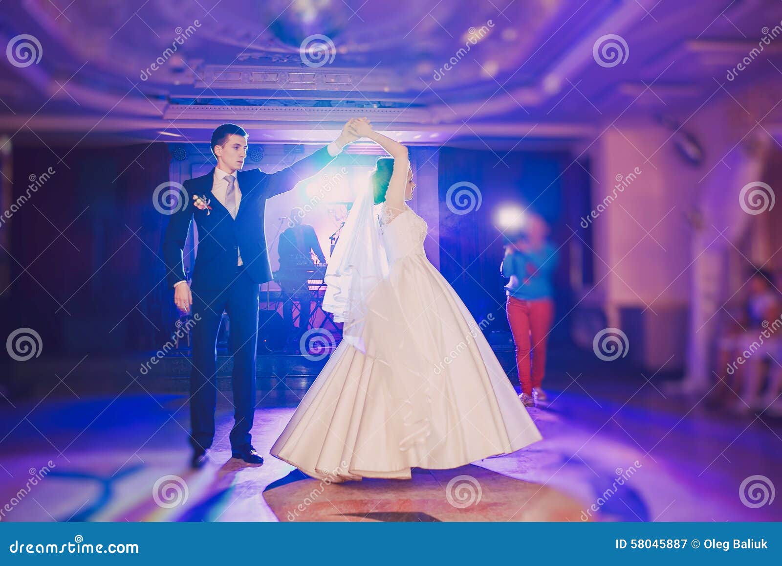 Wedding Dance Stock Photo - Image: 58045887
