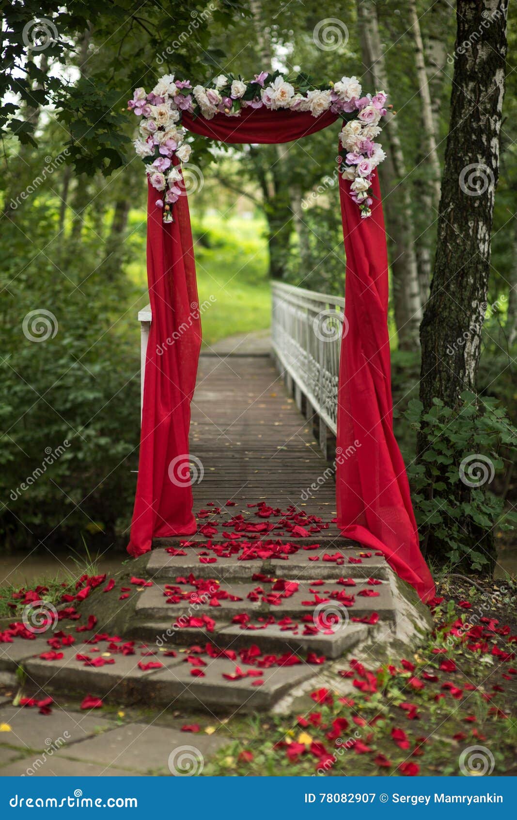 Wedding decor red arch stock image. Image of banquet - 78082907