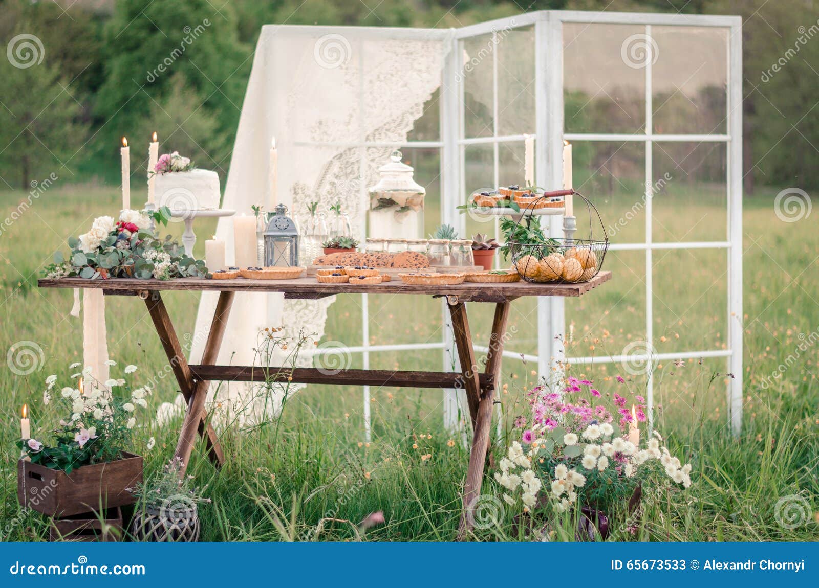 Wedding decorations stock image. Image of flowers, color - 65673533
