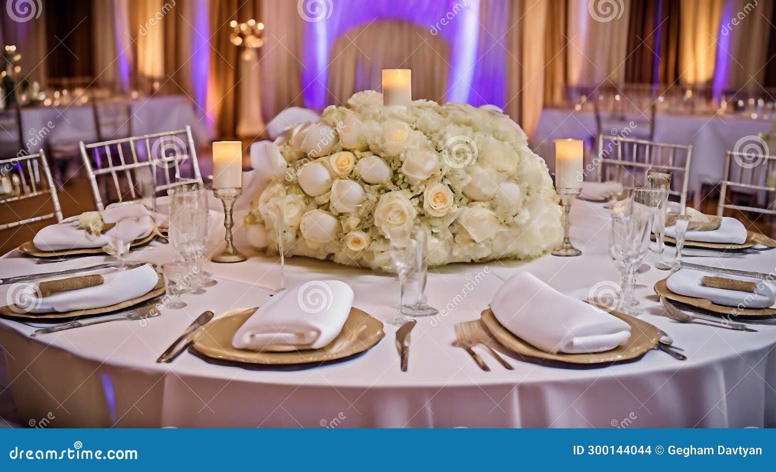 Wedding Designed Table Setting, Wedding Scene, Wedding Table, Bright ...