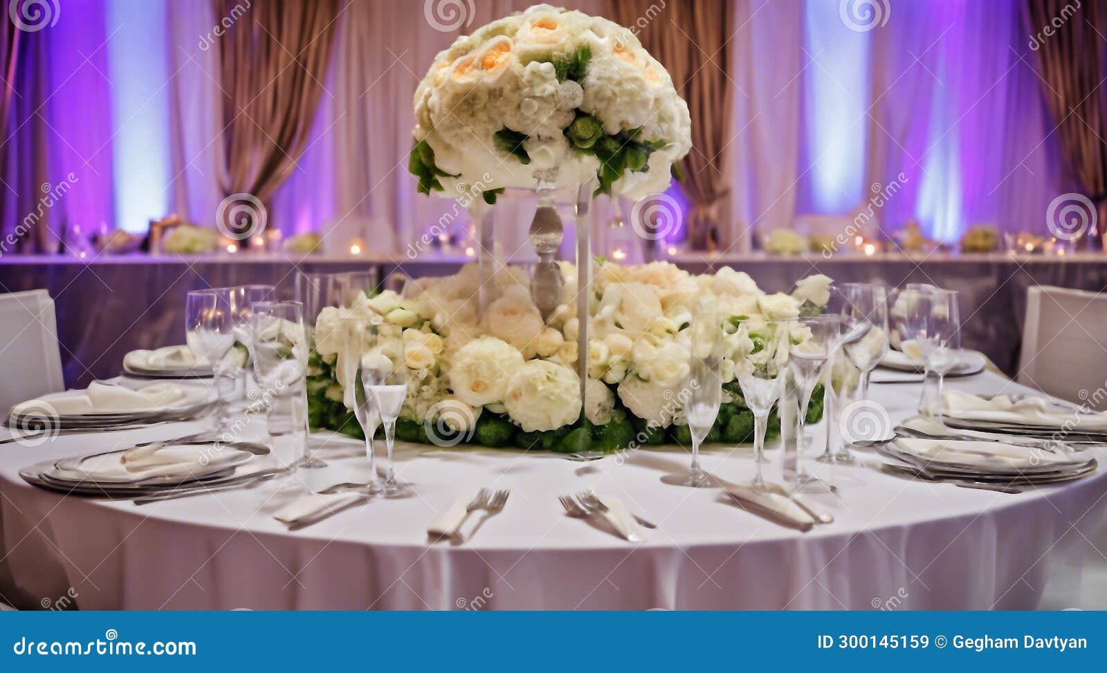 Wedding Designed Table Setting, Wedding Scene, Wedding Table, Bright ...