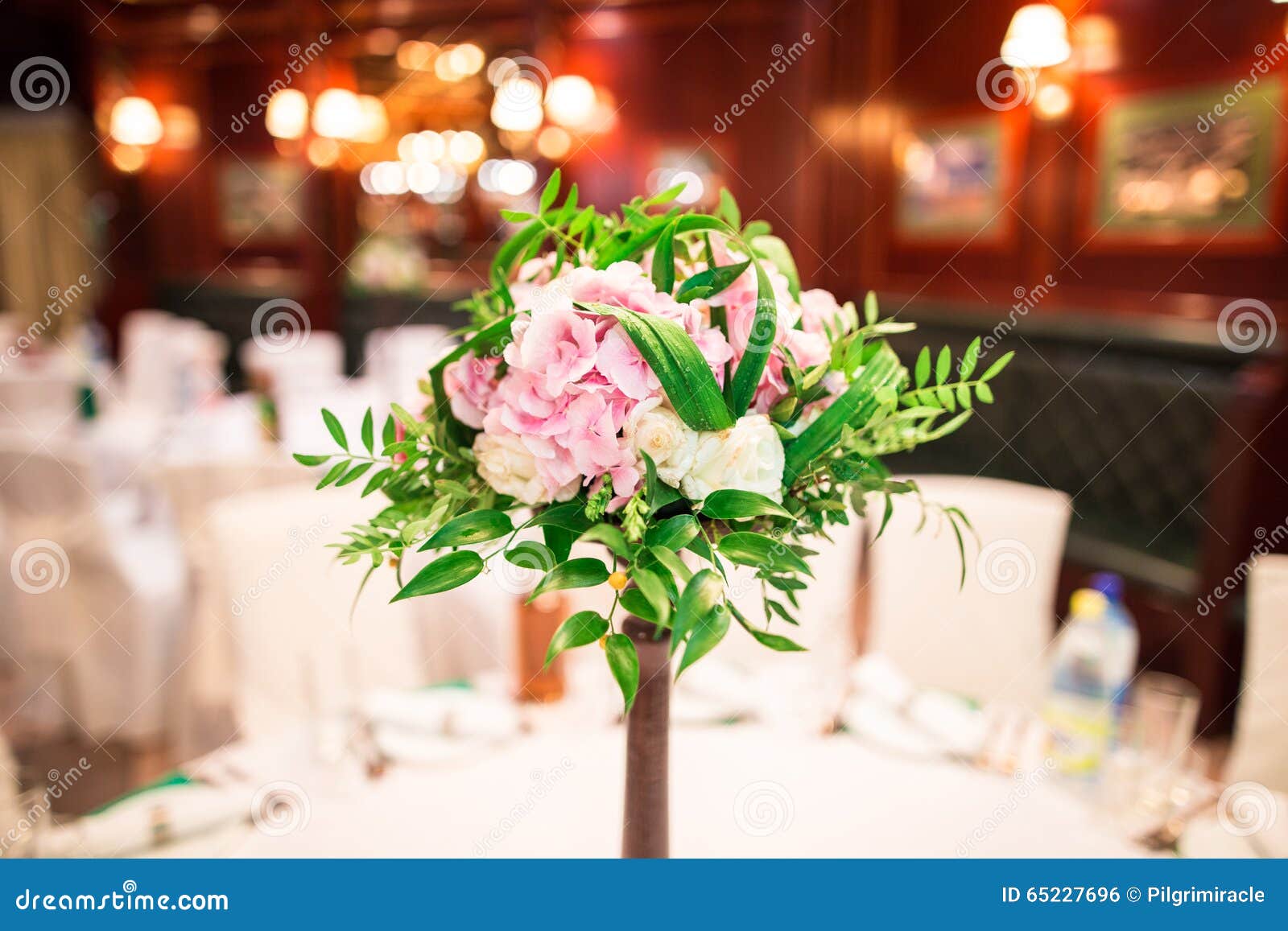 Wedding Flowers Decoration in the Restaurant Stock Photo - Image of ...