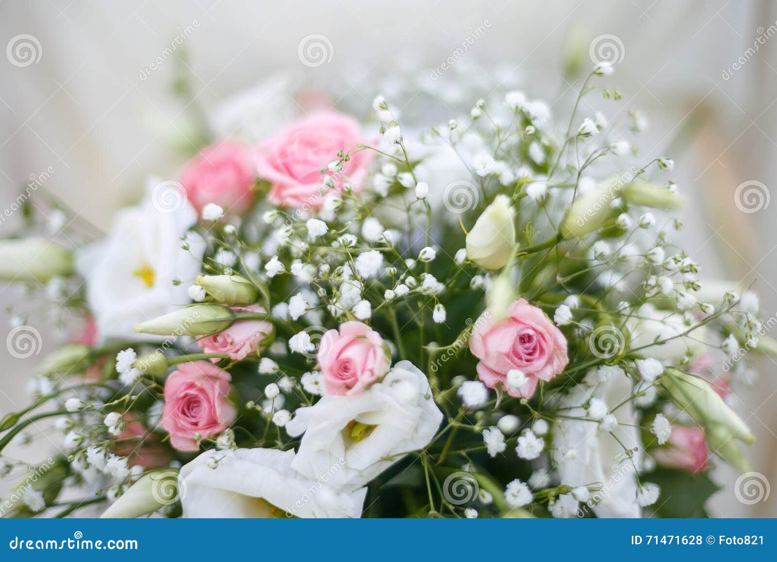 Wedding flowers fragment stock photo. Image of chic, arrangement - 71471628
