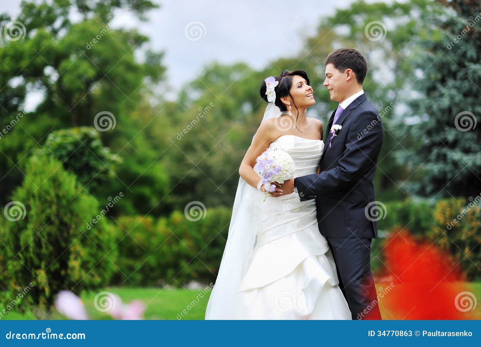 Wedding. Happy Young Bride and Groom Portrait Stock Image - Image of ...