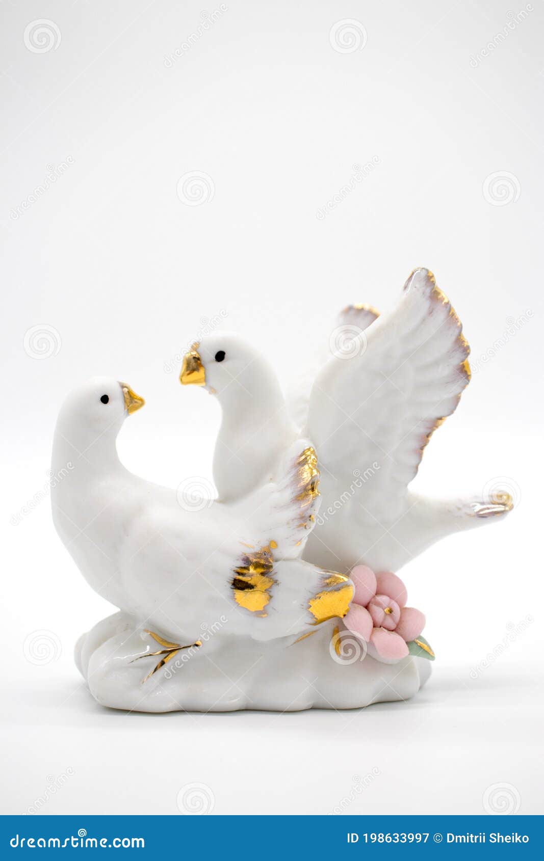 Images Of White Doves For Weddings