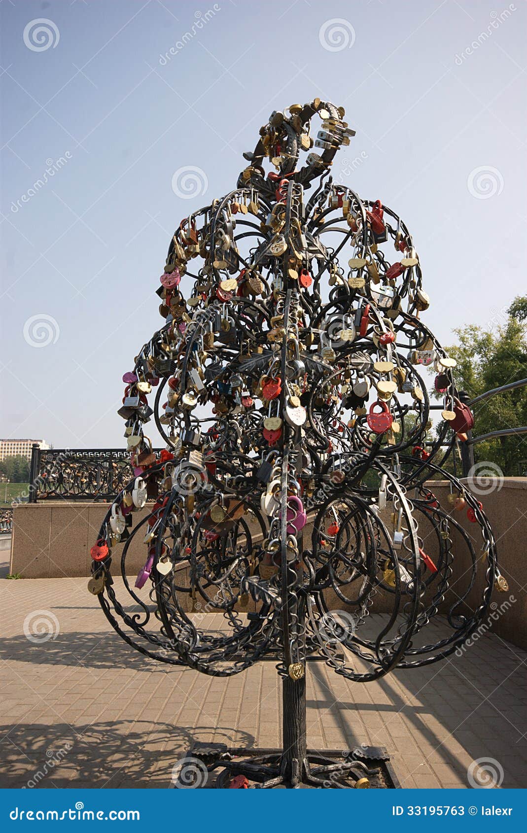 Wedding Lock Tree in Metal Tree Stock Image - Image of solid, color ...