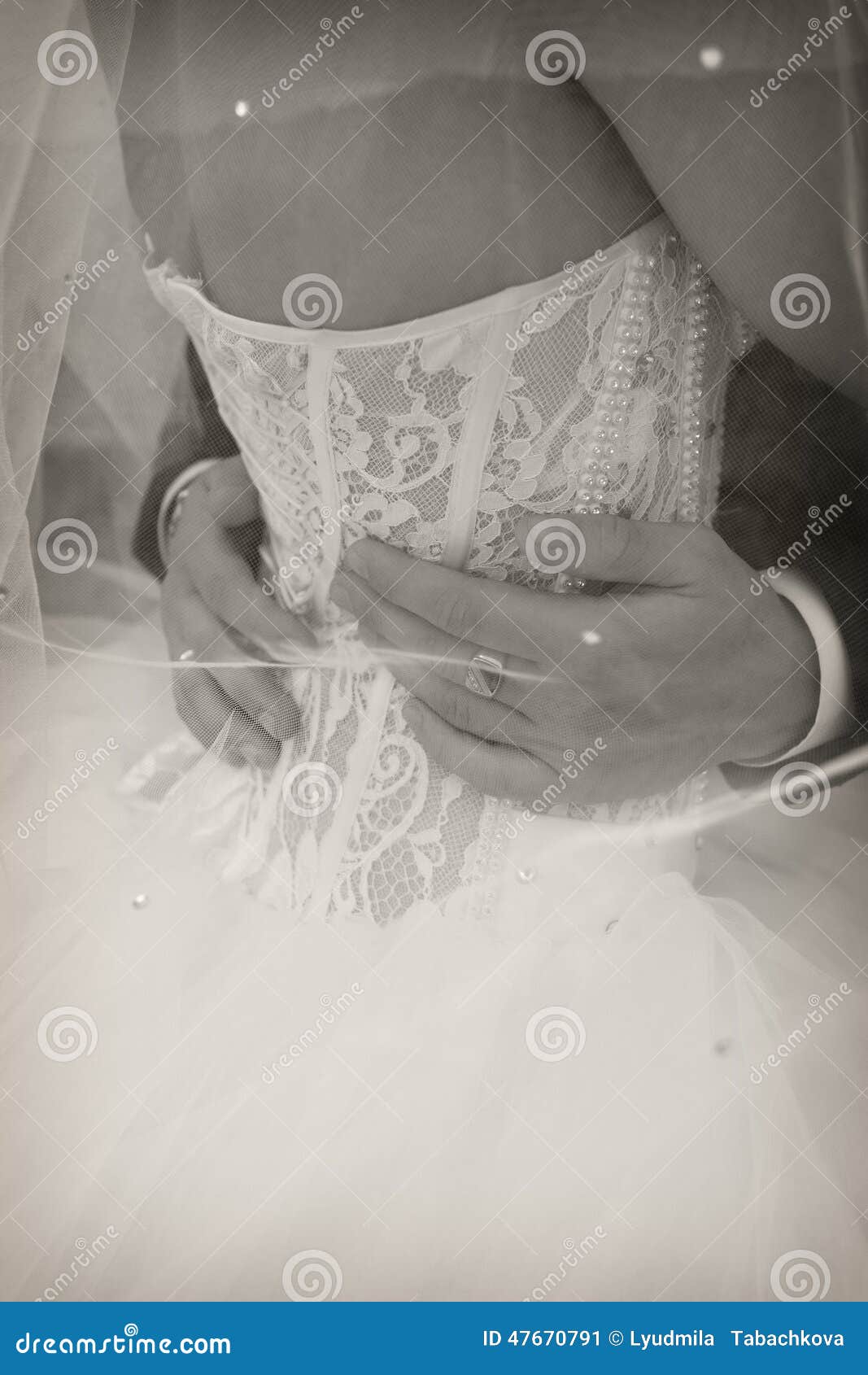 Wedding Marriage - Showering Rice Akshadai - South Indian Tradition ...