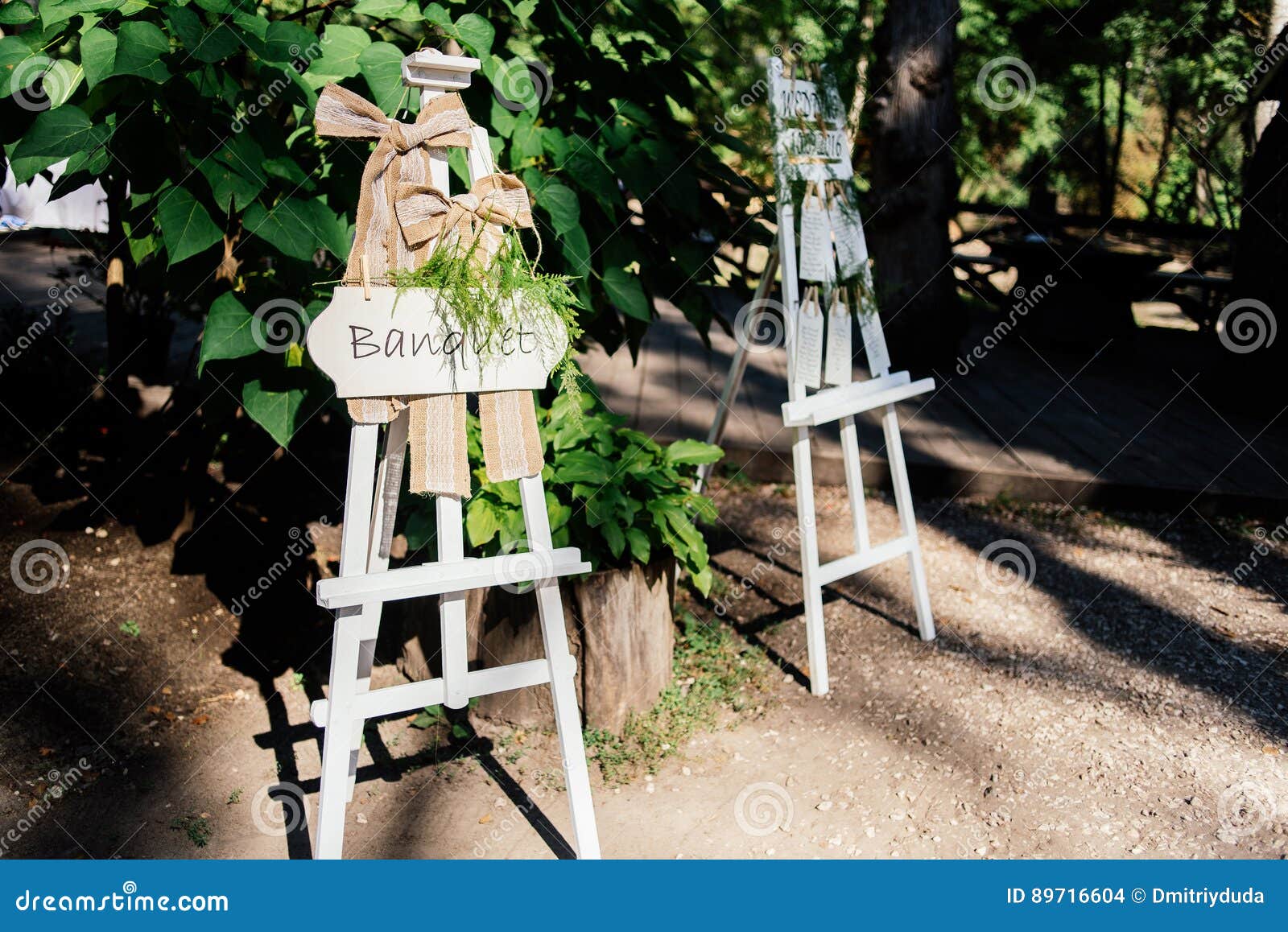 Wedding pointer stock photo. Image of arrow, place, flower - 89716604