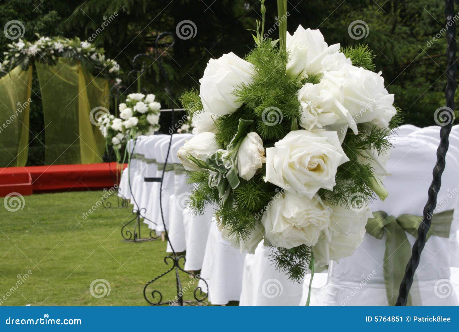 Wedding reception flowers stock image. Image of roses - 5764851