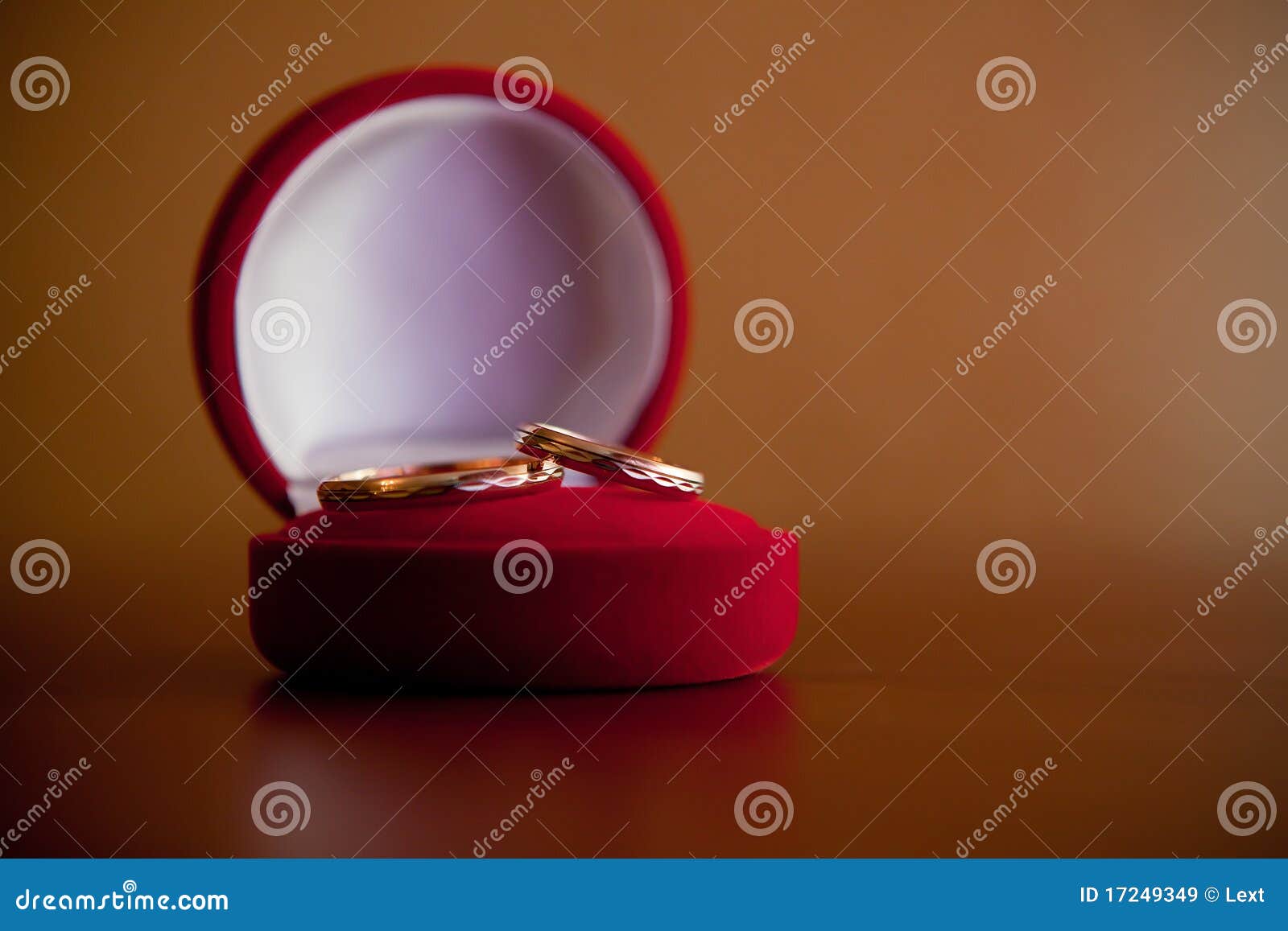 Wedding ring in red box stock image. Image of glamour - 17249349