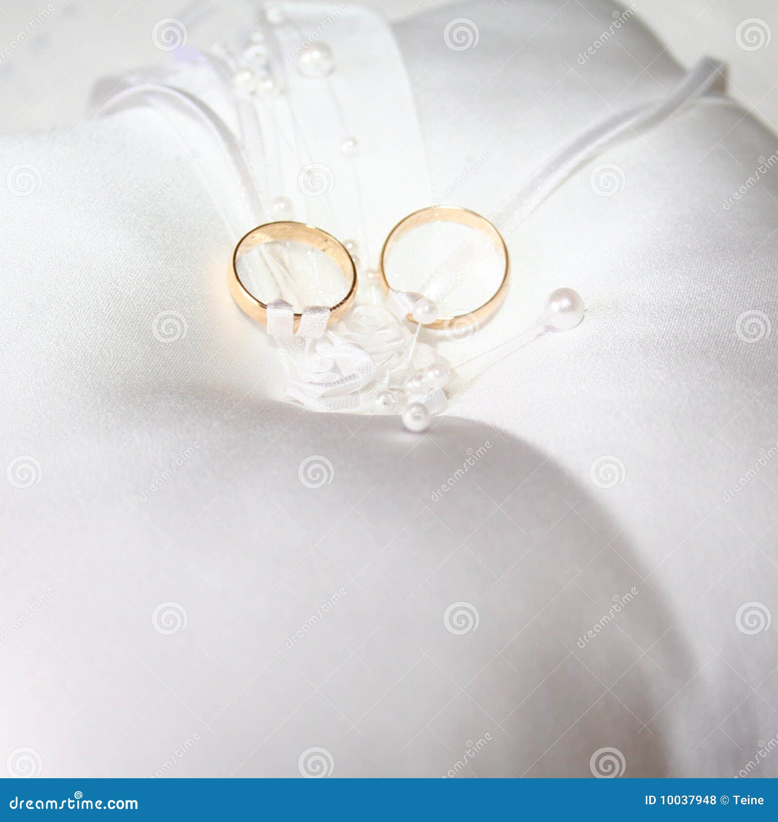 Wedding Rings Picture. Image: 10037948