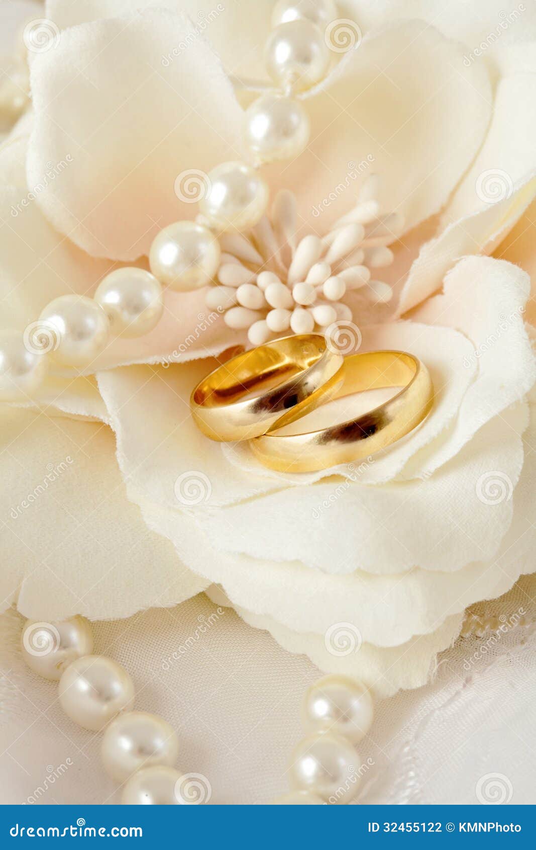 Gold Wedding Ring Background