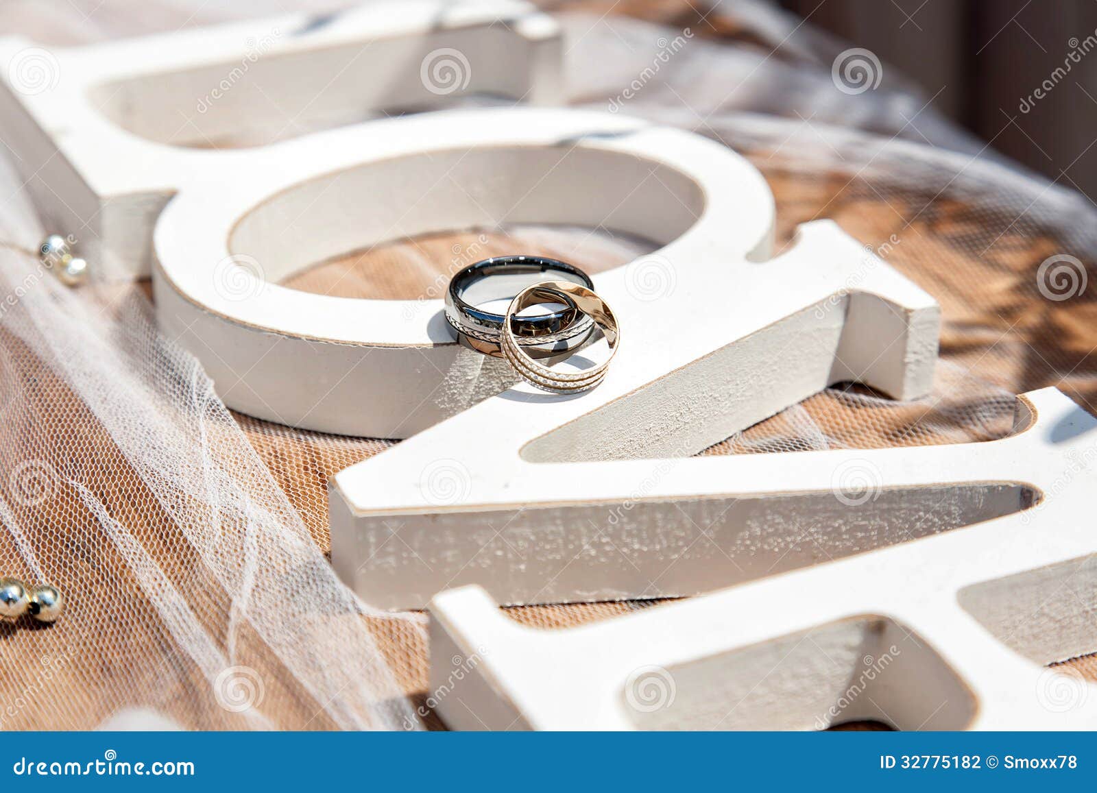 Wedding rings stock photo. Image of jewellery, outdoor - 32775182