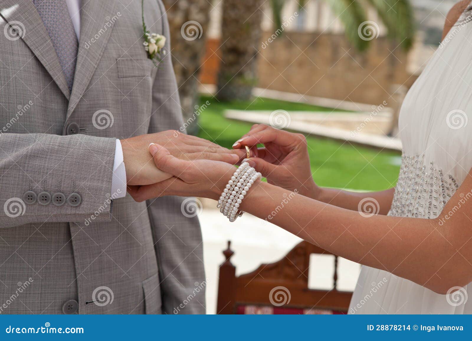 Wedding rings exchange stock photo. Image of ring, love - 28878214