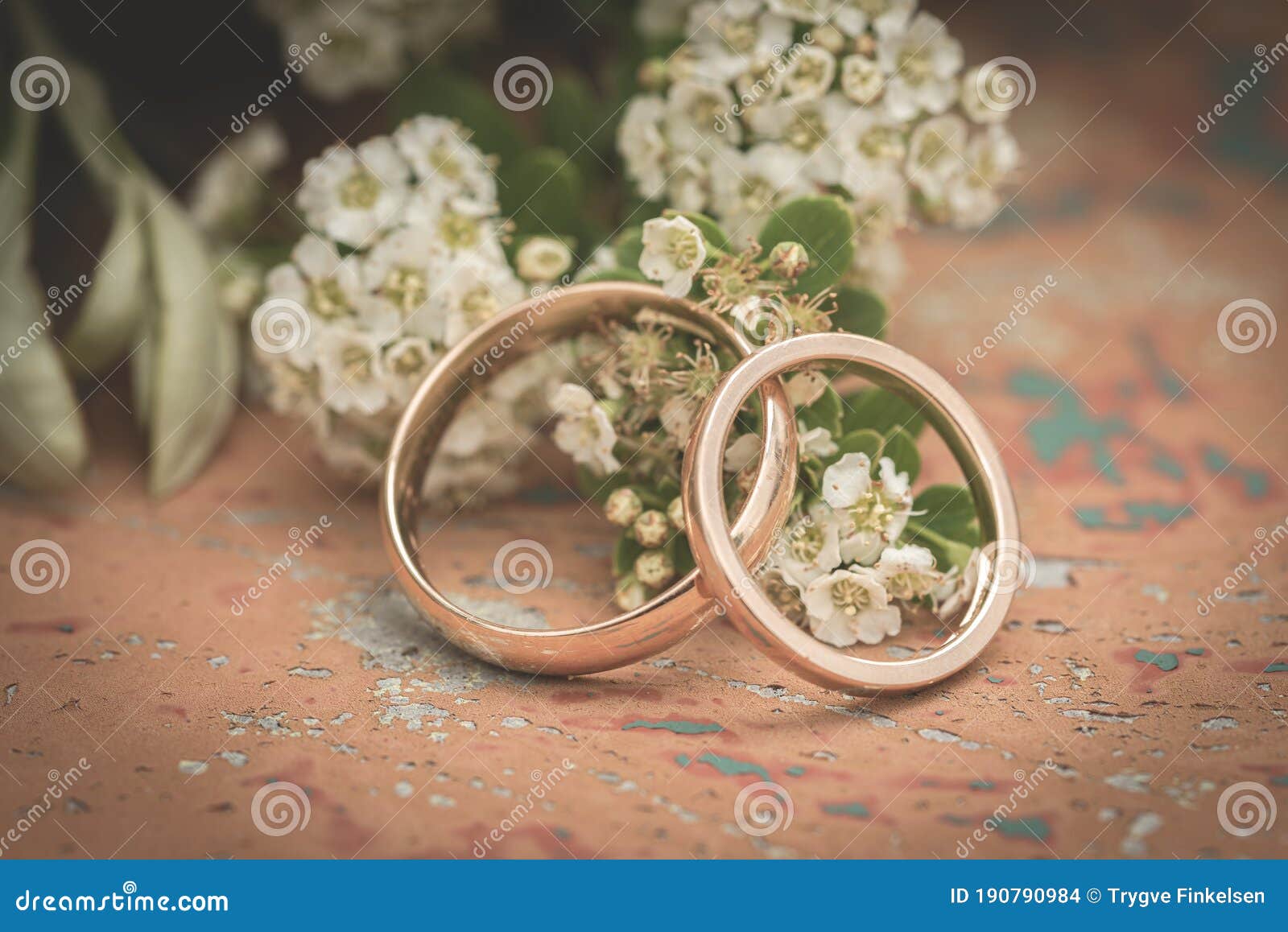 Wedding Rings in Gold on a Rusty Table Stock Photo - Image of ...