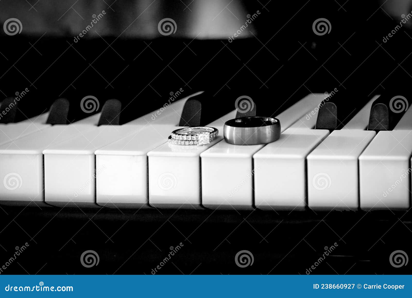 Wedding rings on Piano stock image. Image of musician - 238660927