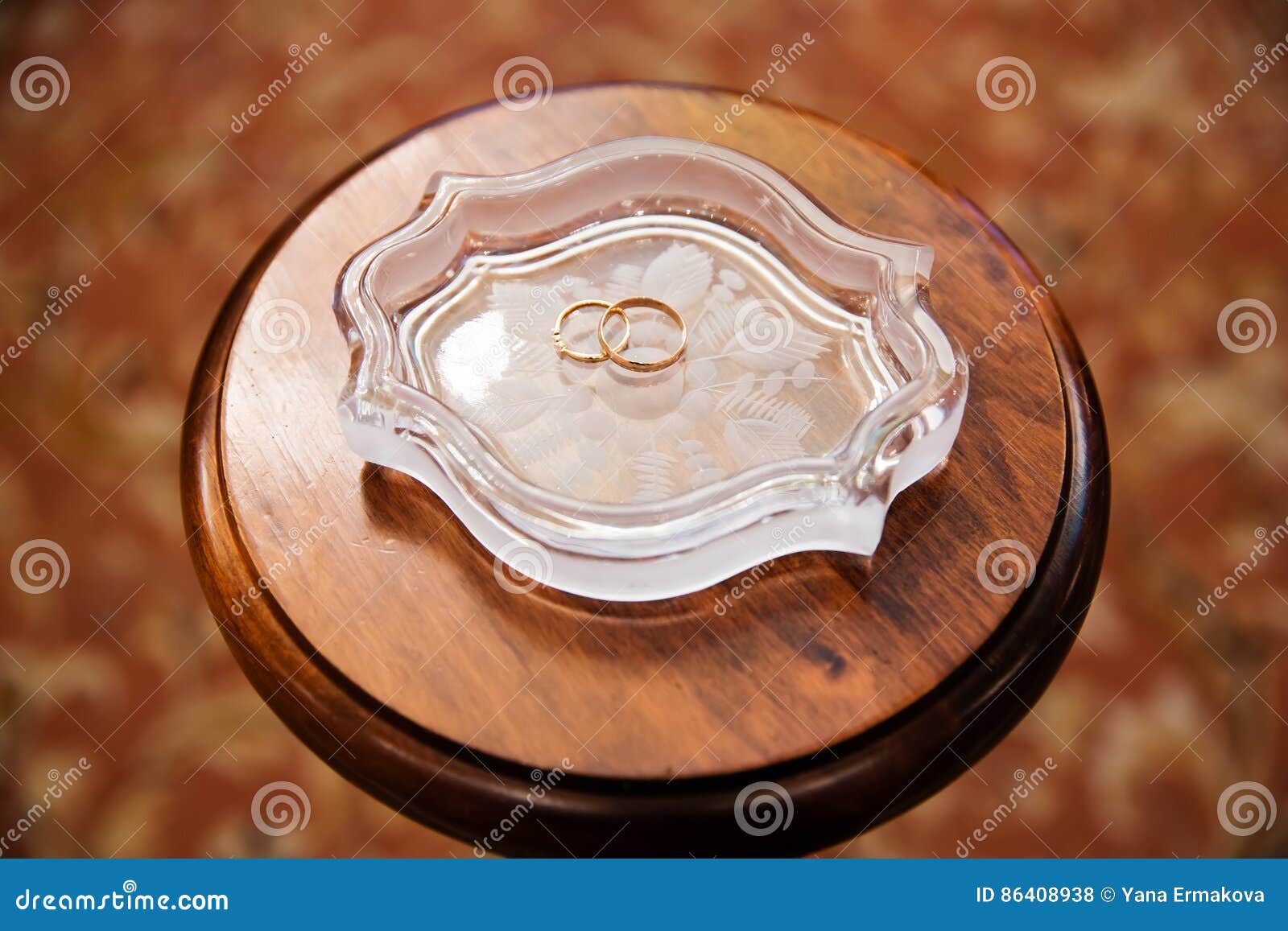 Wedding rings on the stand stock photo. Image of beginnings - 86408938