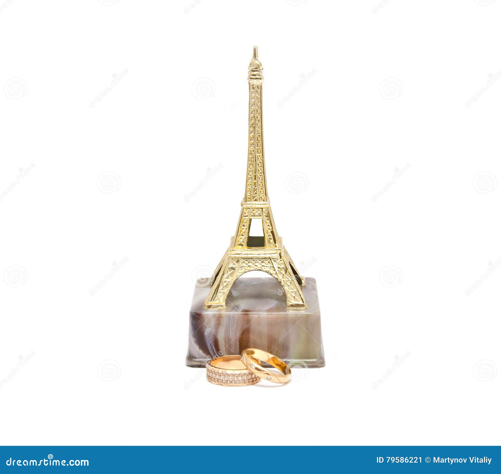 Wedding Rings and the Statue Eiffel Tower Stock Image - Image of ...