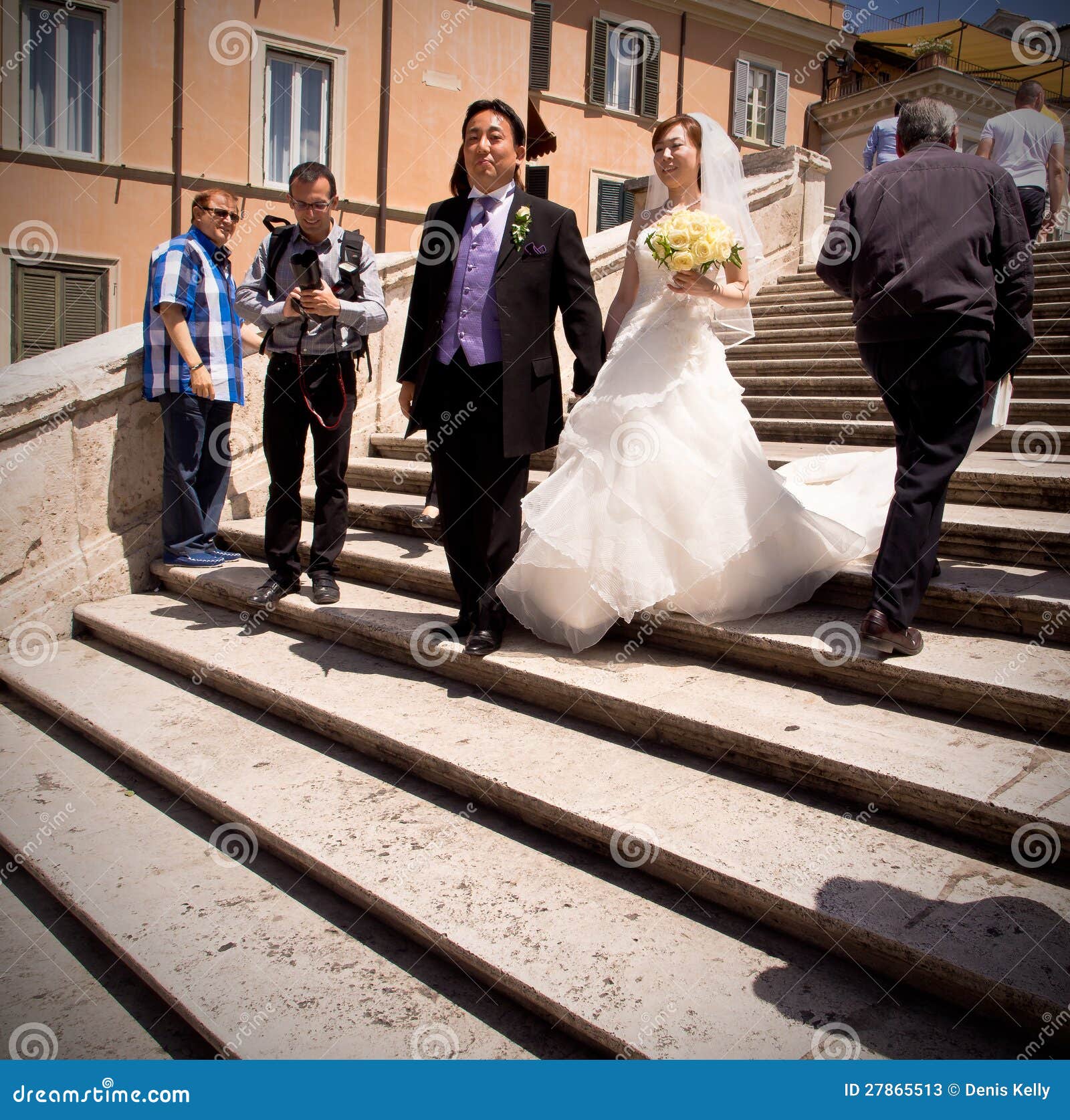 Asian Wedding on Spanish Steps in Rome Editorial Stock Photo - Image of ...