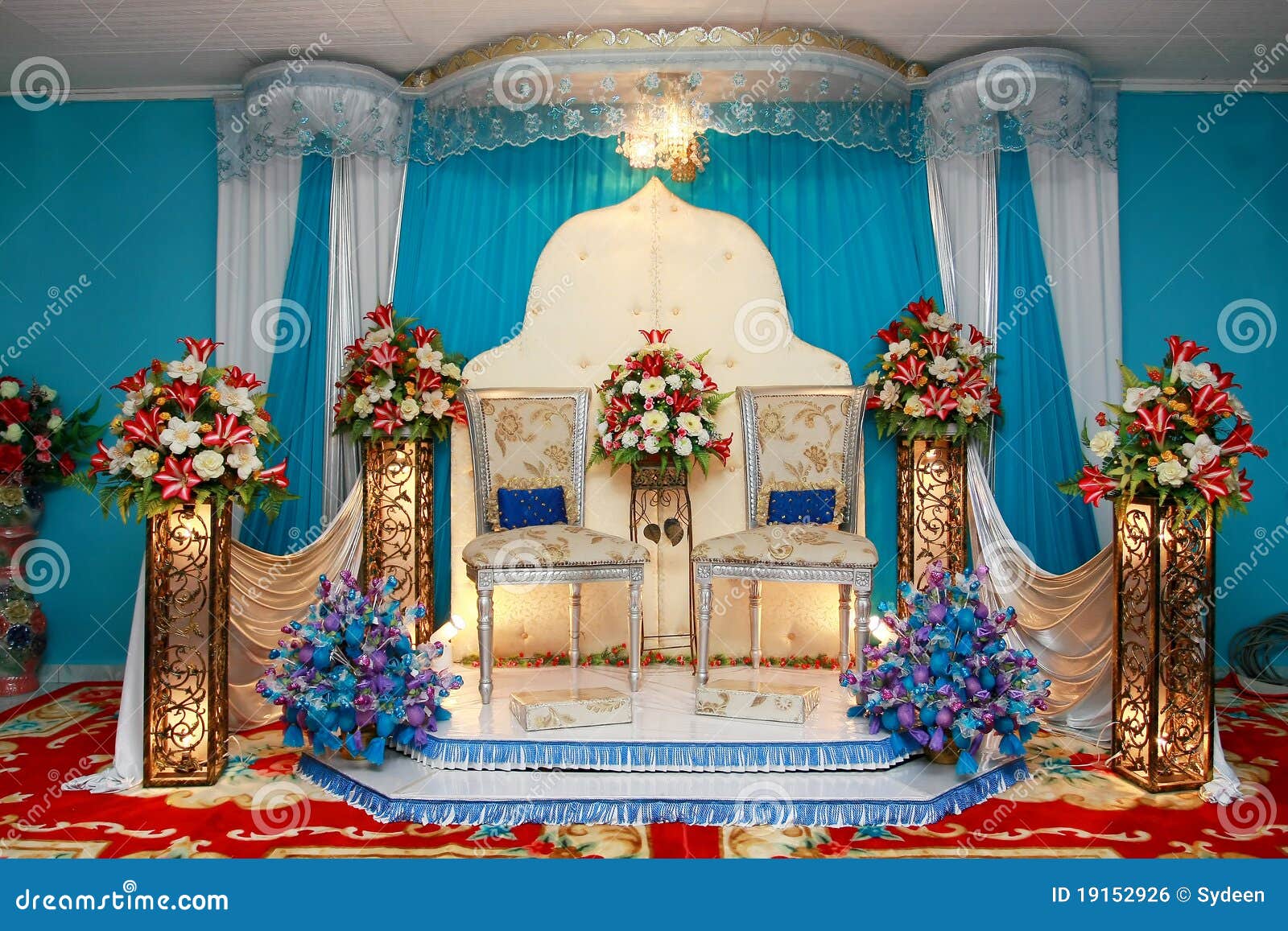 Wedding stage stock photo. Image of garlands, flowers - 19152926