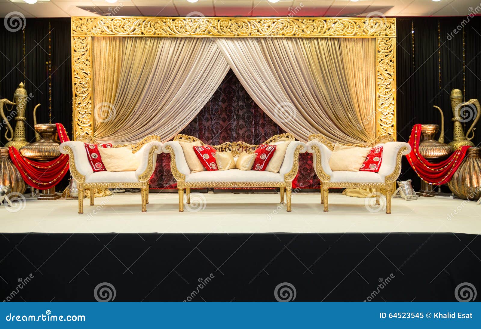 Red And Gold Wedding Stage Decorations