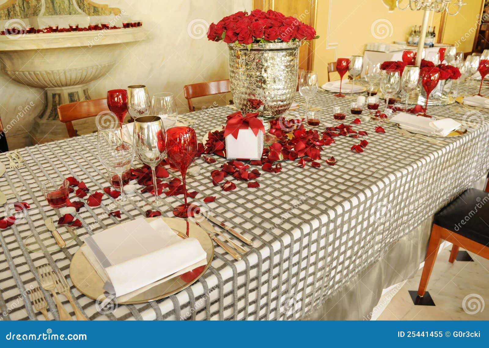 Wedding Table with Red Roses Stock Image - Image of celebrate, decor ...