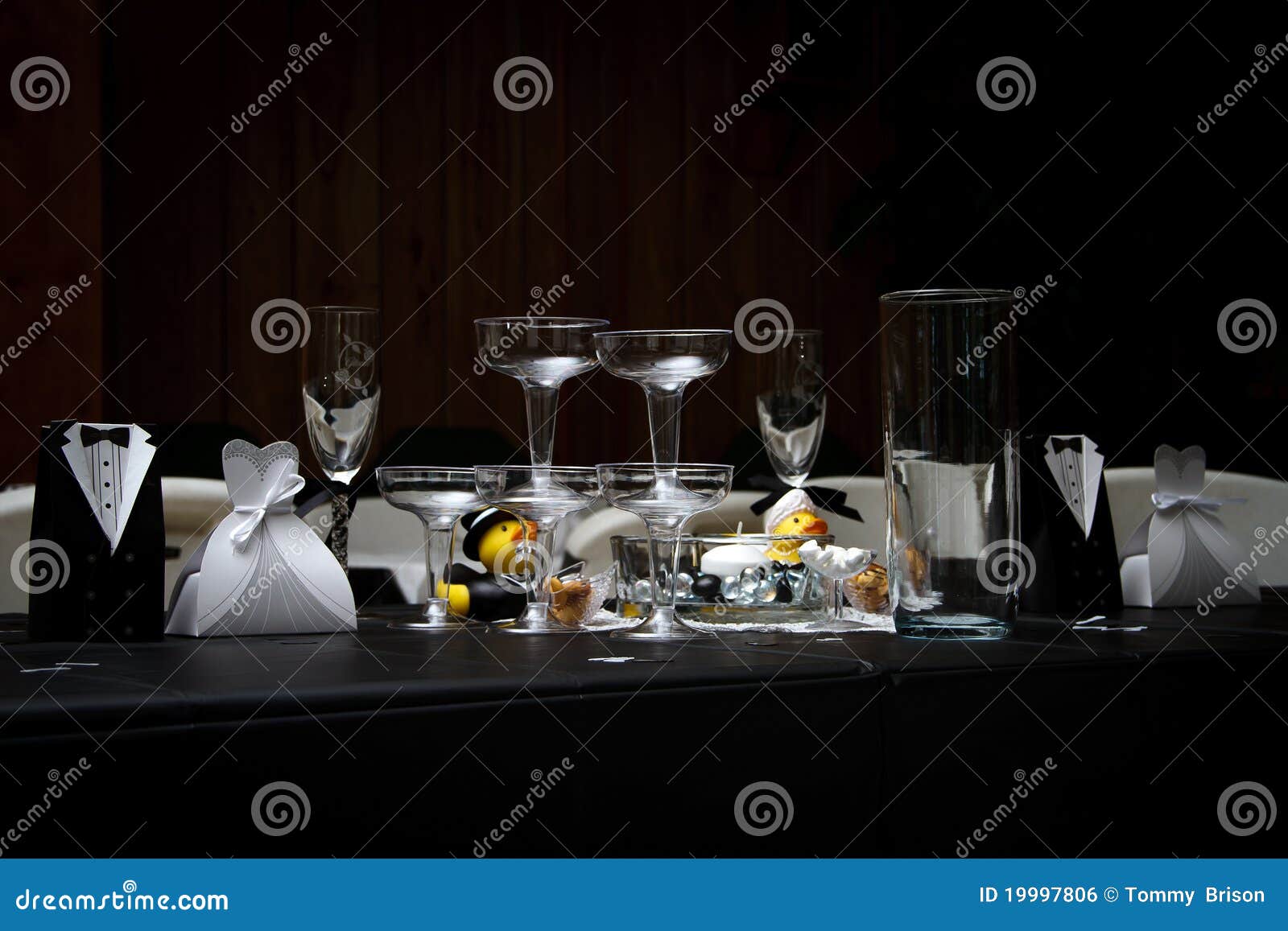 Wedding Table Scene stock photo. Image of hand, luxury - 19997806