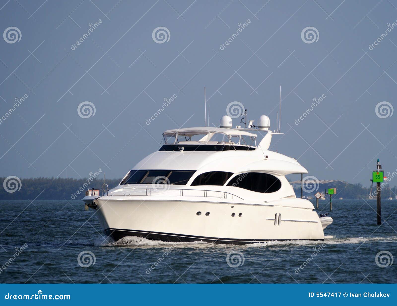 Weekend boating stock image. Image of weekend, luxurious - 5547417