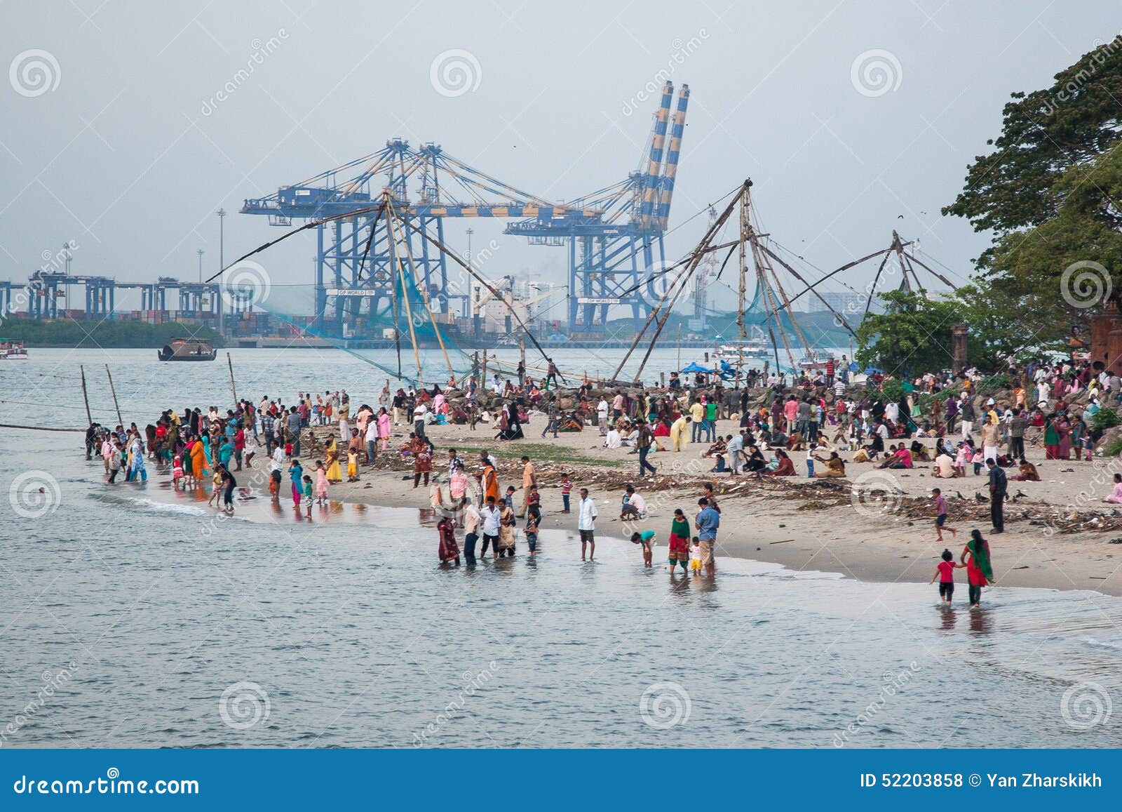 Weekend in Kochi editorial stock photo. Image of people - 52203858