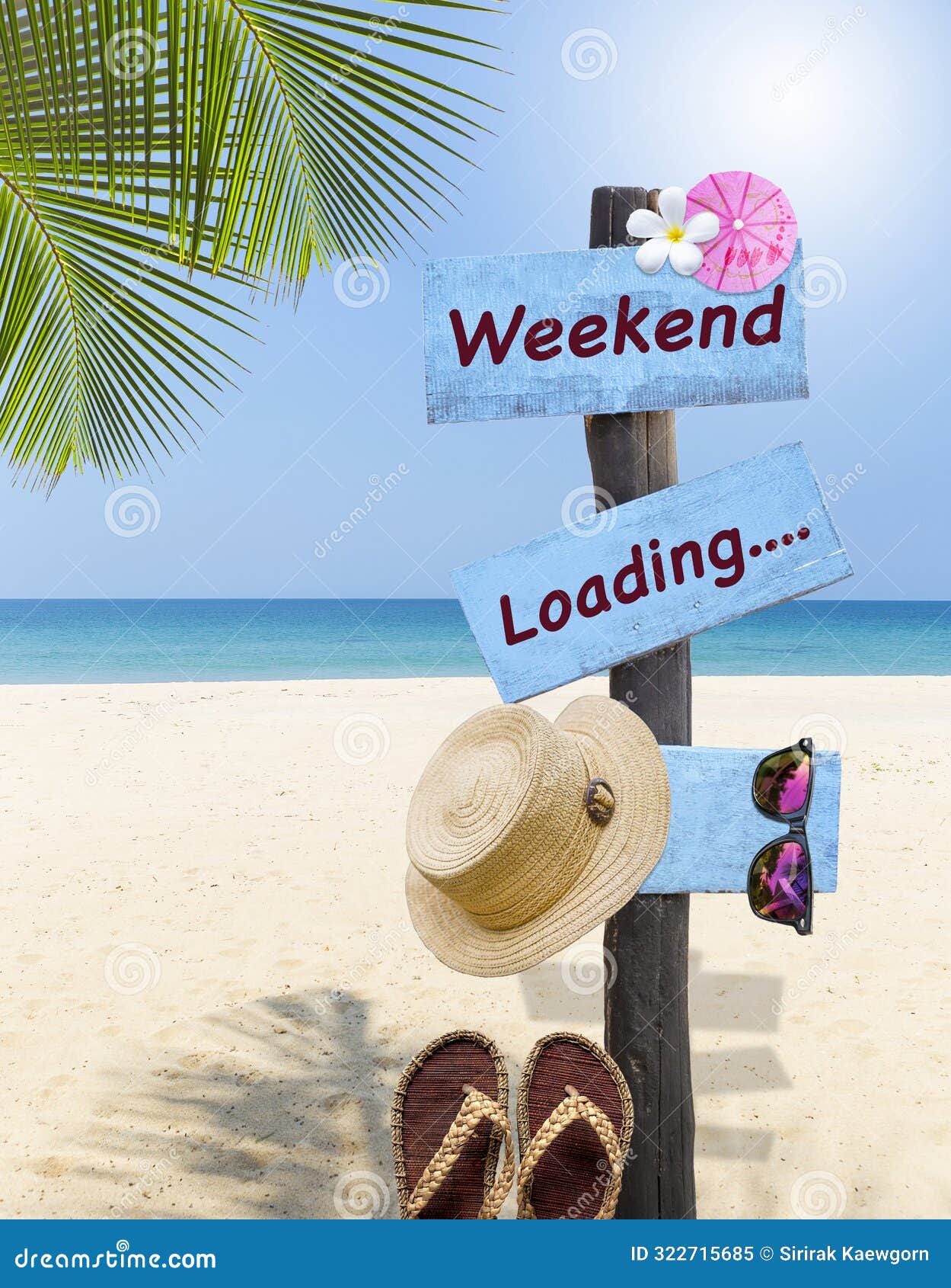 Weekend Loading Sign with Summer Accessories on Tropical Beach Stock ...